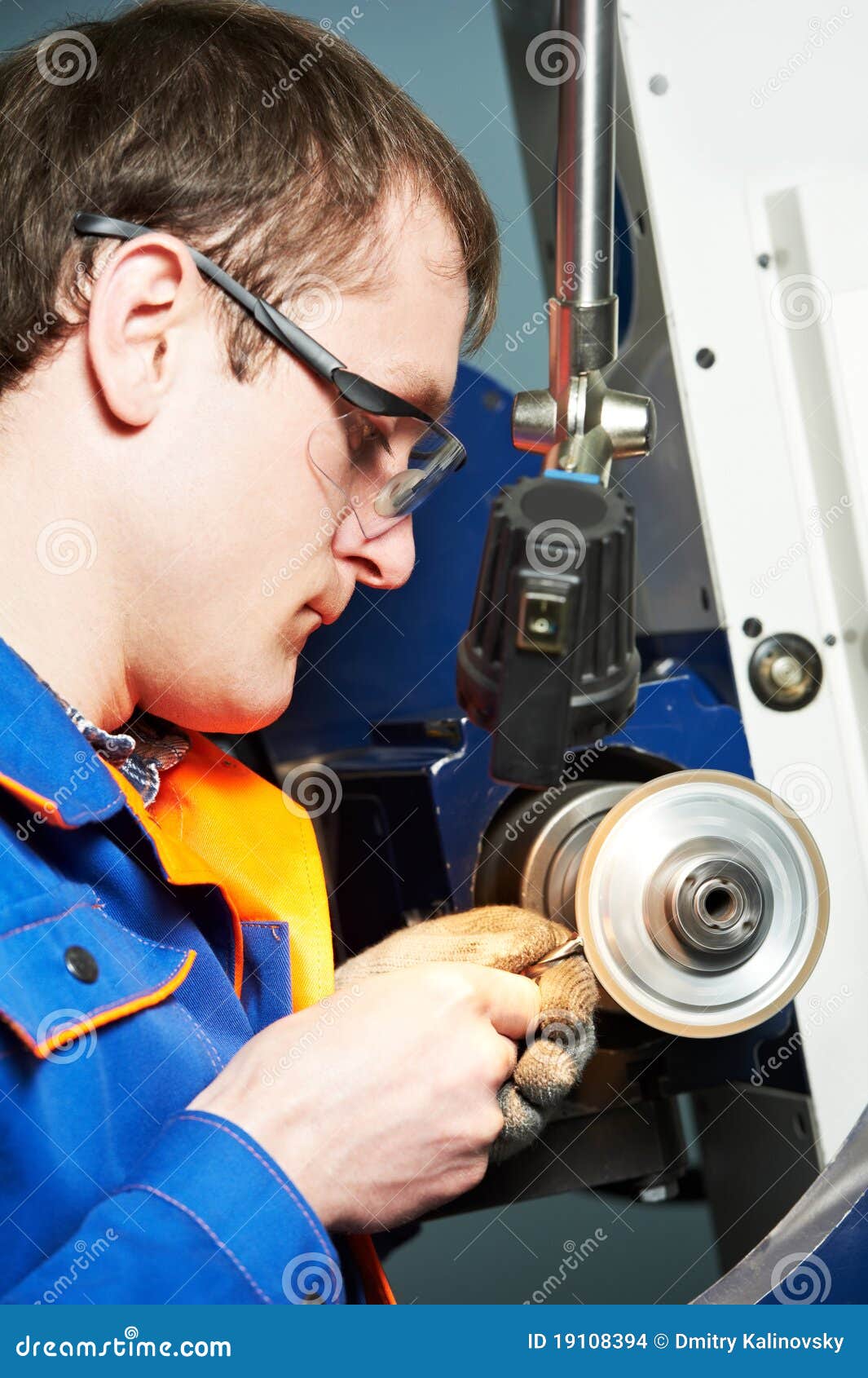 Worker at Machine Tool Operating Stock Photo - Image of precise ...