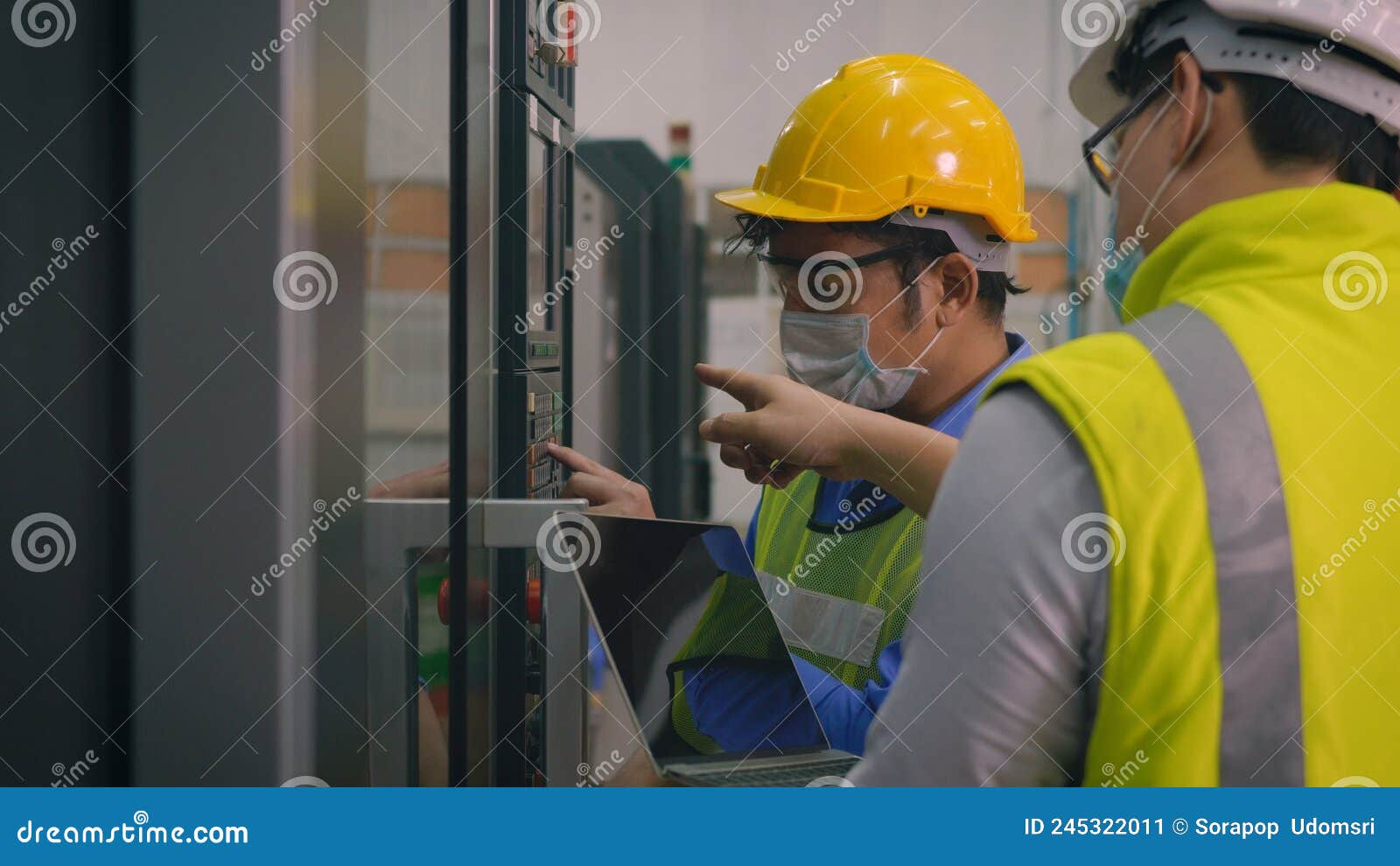 Worker Man Operating Automated Programming CNC Milling Control Machine ...