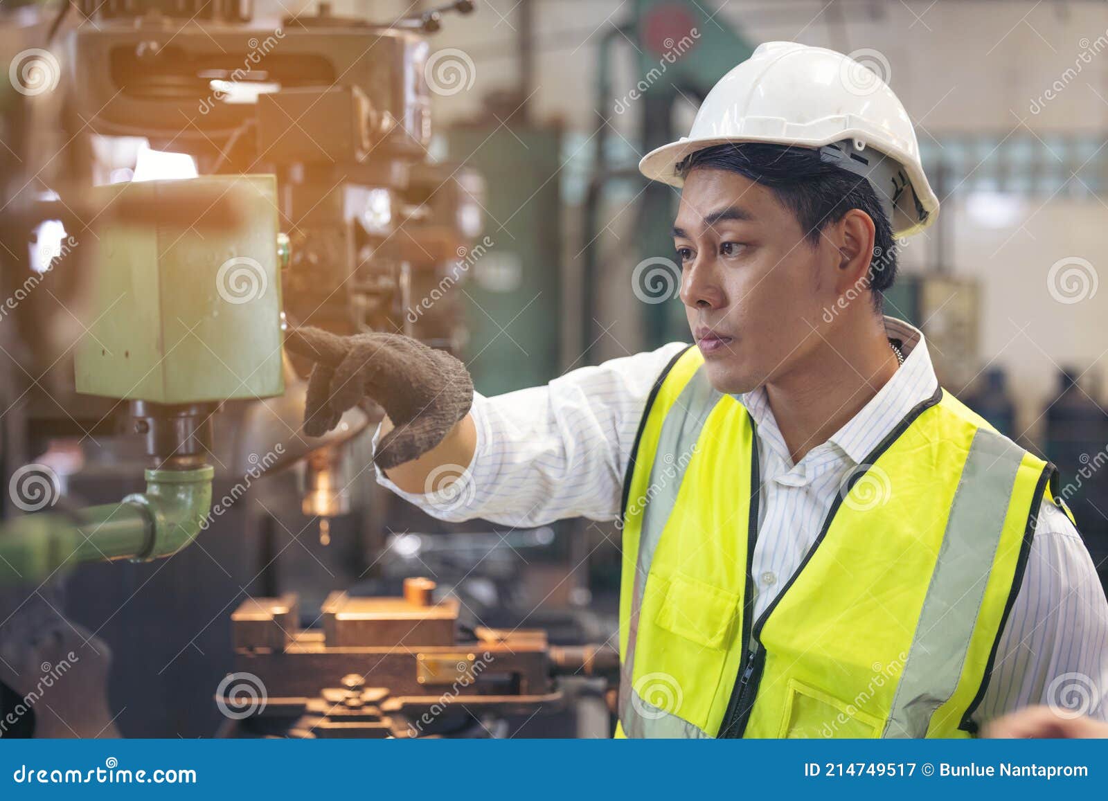 1,500 Man Operators Stock Photos - Free & Royalty-Free Stock Photos ...