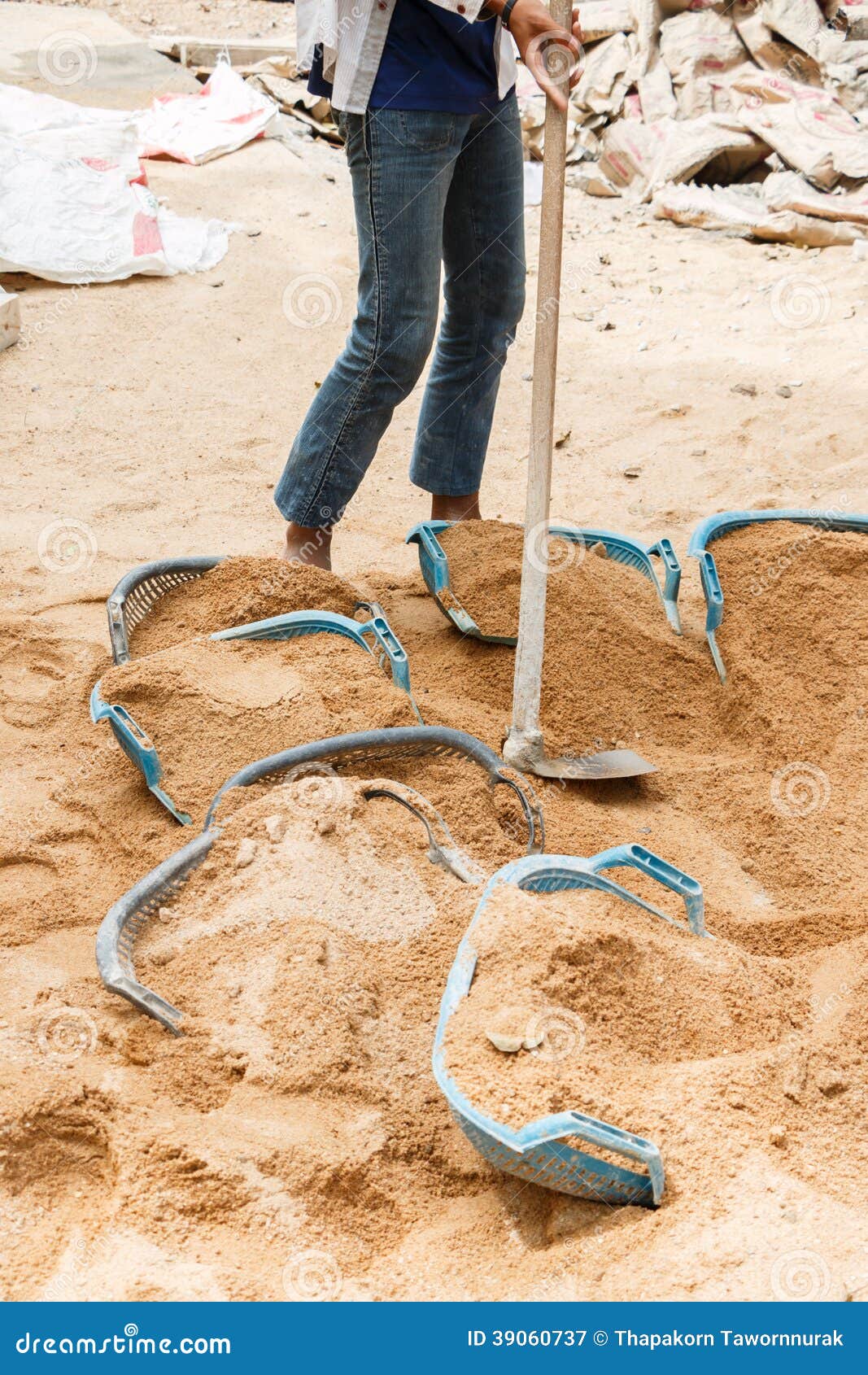 Worker stock image. Image of bricklaying, stone, brickwork - 39060737