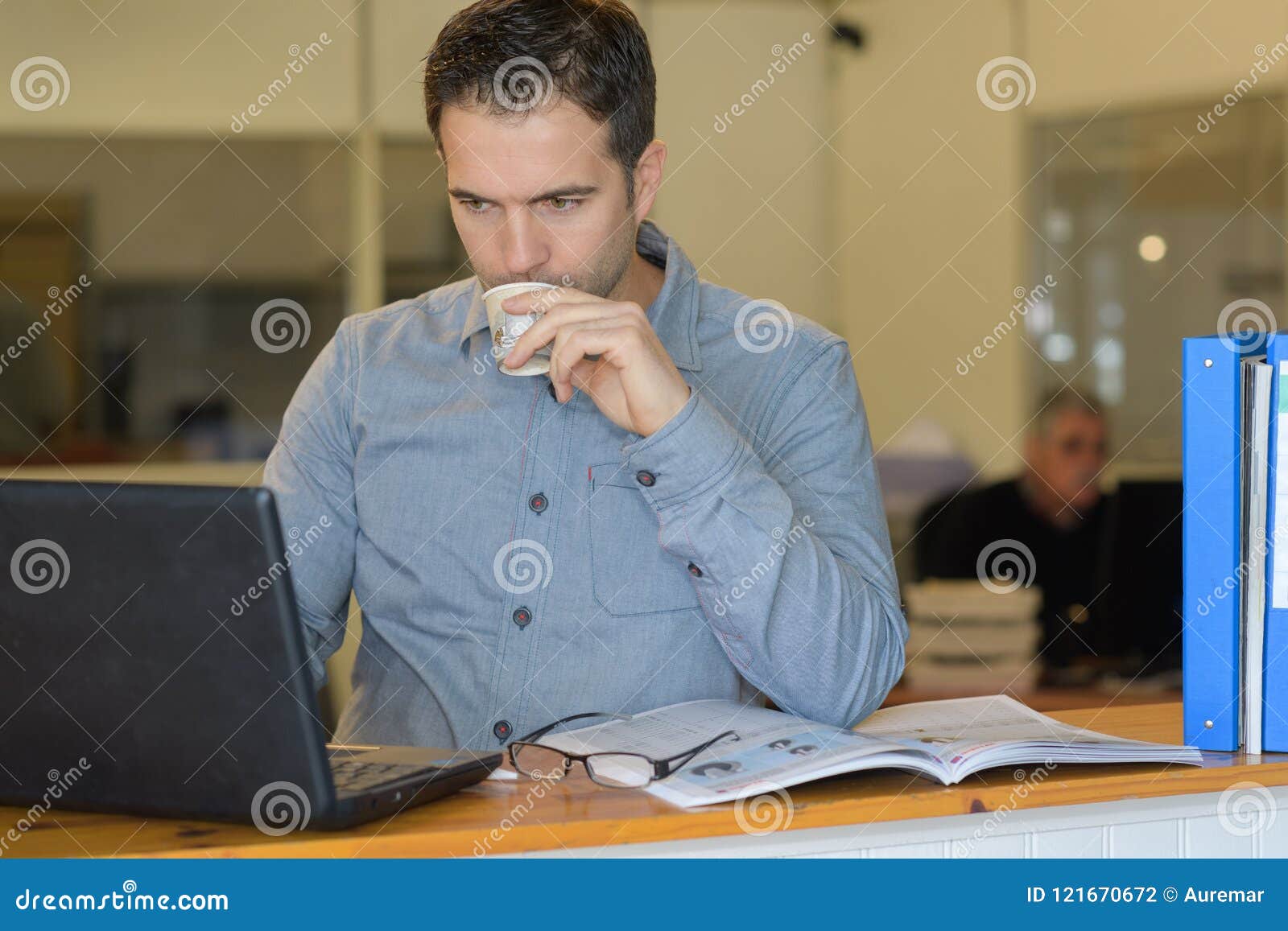 Worker Navigating the Internet Stock Photo - Image of research ... Worker Navigating the Internet Stock Photo - Image of research ...