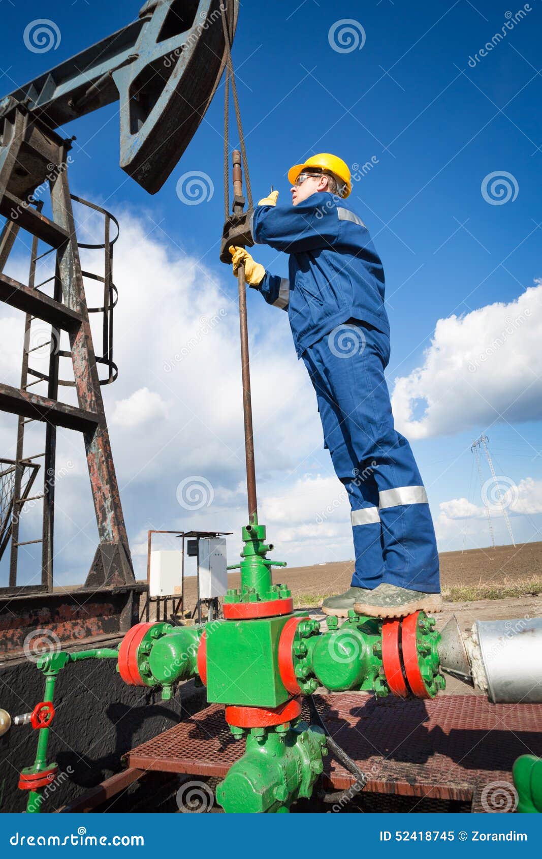 Worker on the oil field stock image. Image of male, drilling - 52418745