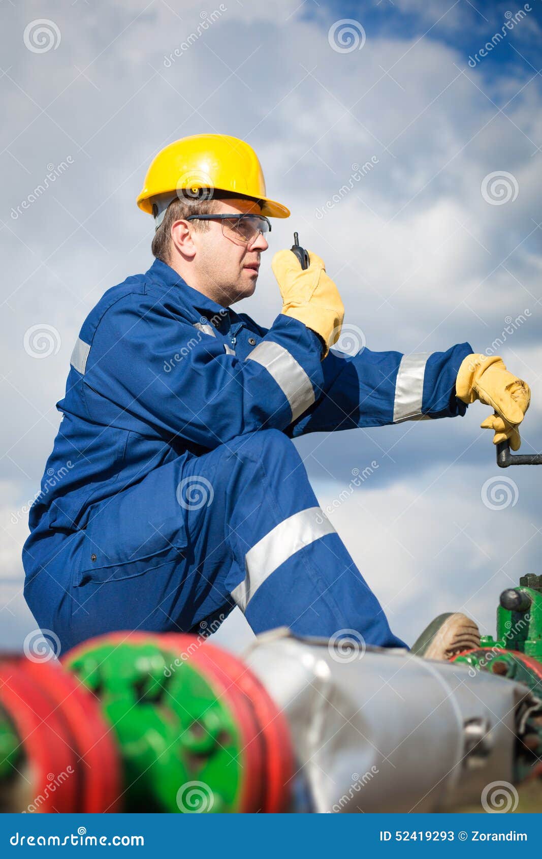 Worker on the oil field stock image. Image of energy - 52419293