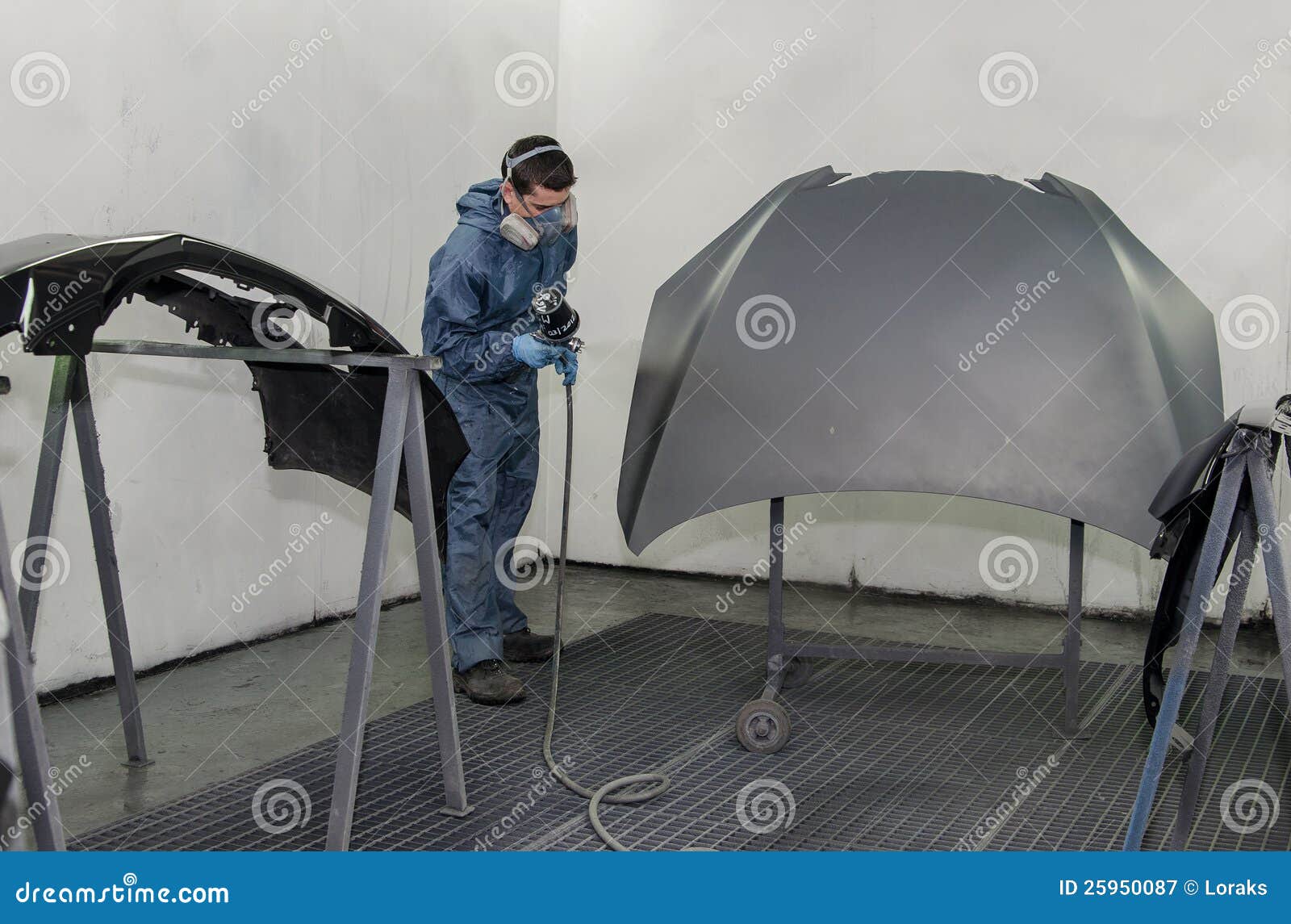 Worker painting a car. stock image. Image of blue, spray - 25950087