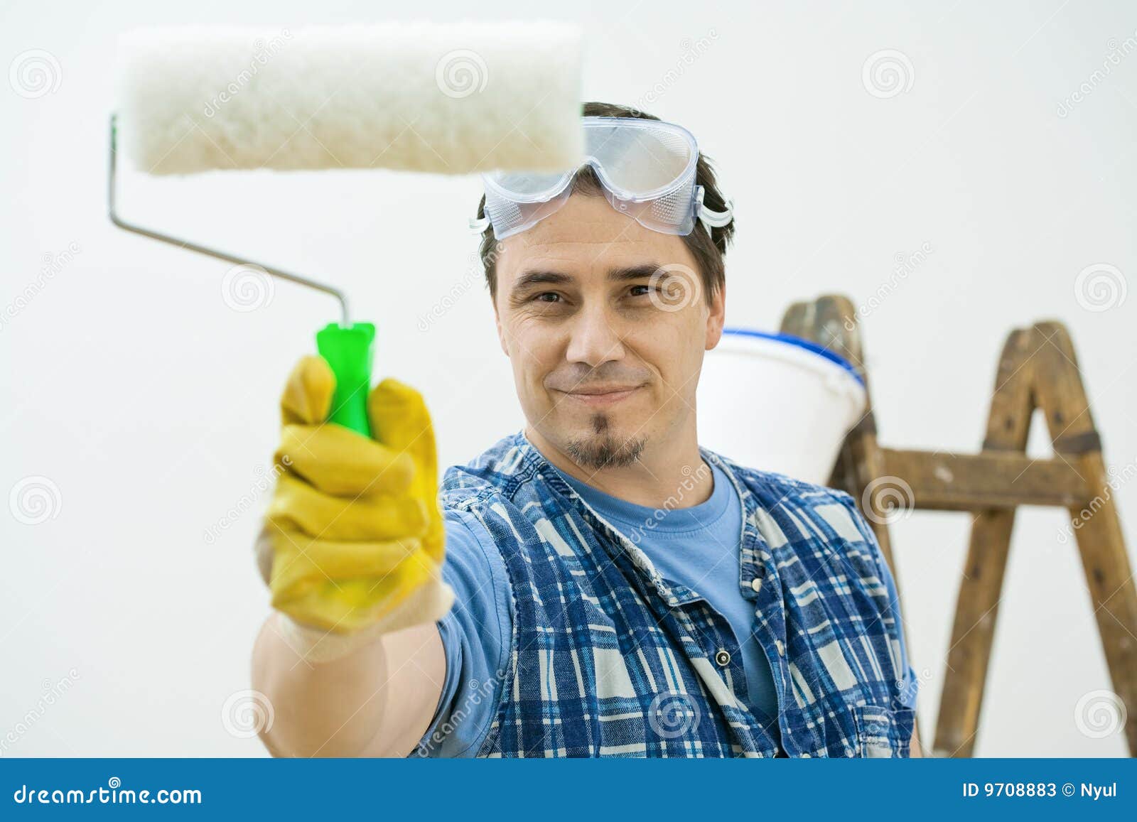 Worker Painting with Roller Stock Image - Image of googles, house: 9708883