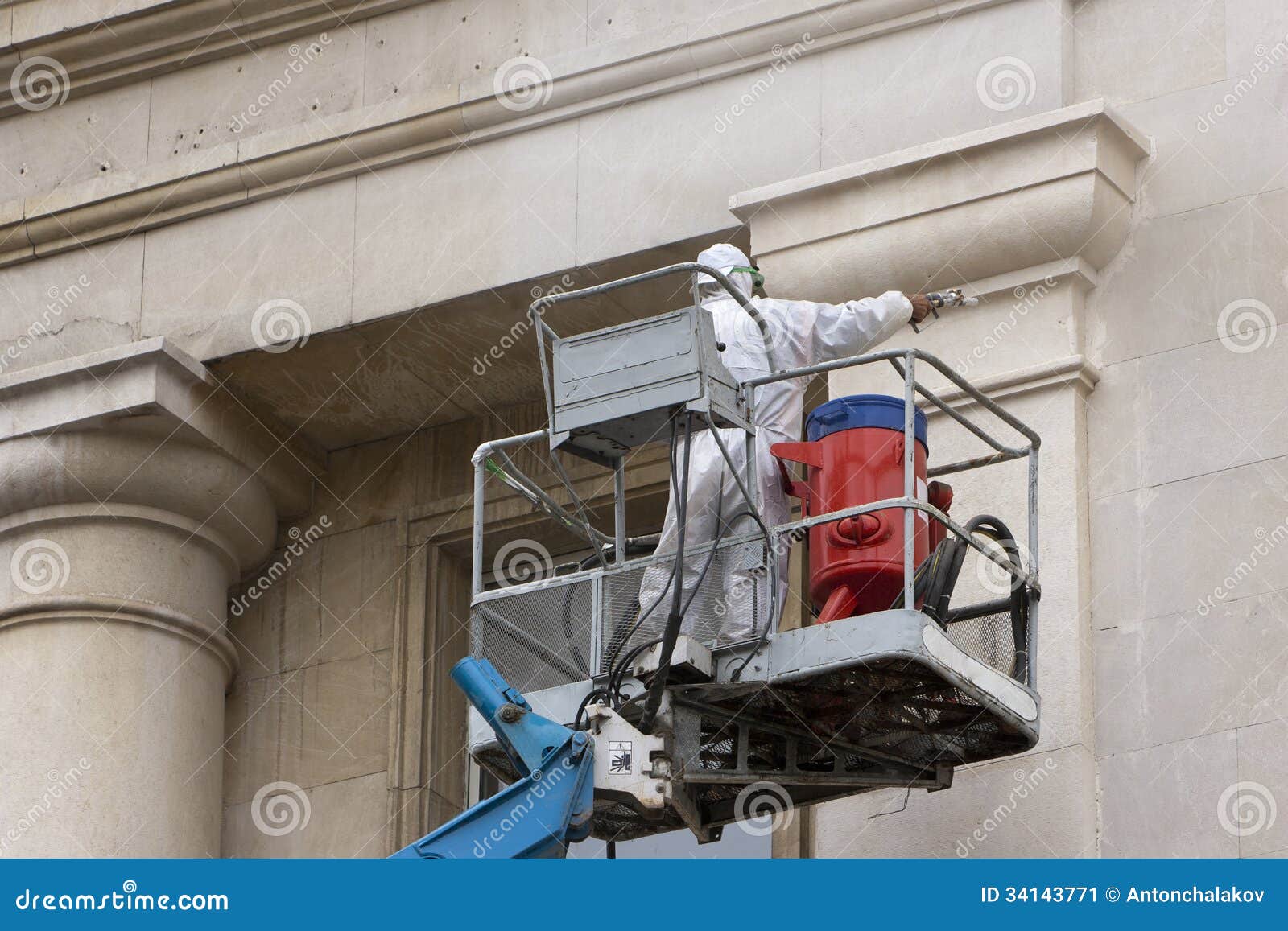Worker in Platform Washing a Building Stock Image - Image of ...