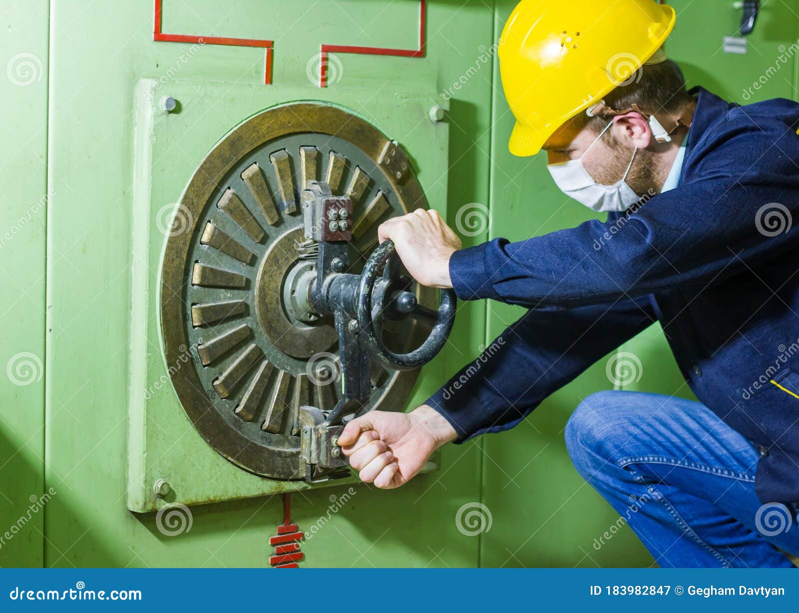 Worker in Protective Mask, Worker in Medical Mask, Construction Worker ...