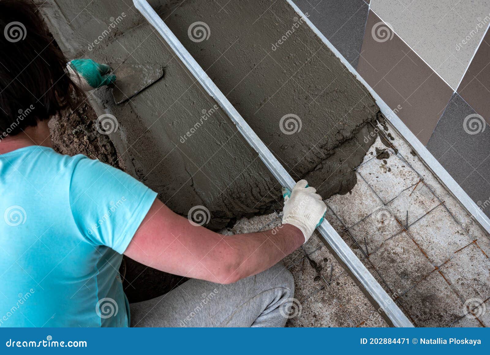 Worker Screeding Outdoor Cement Floor with Screed Stock Image - Image ...