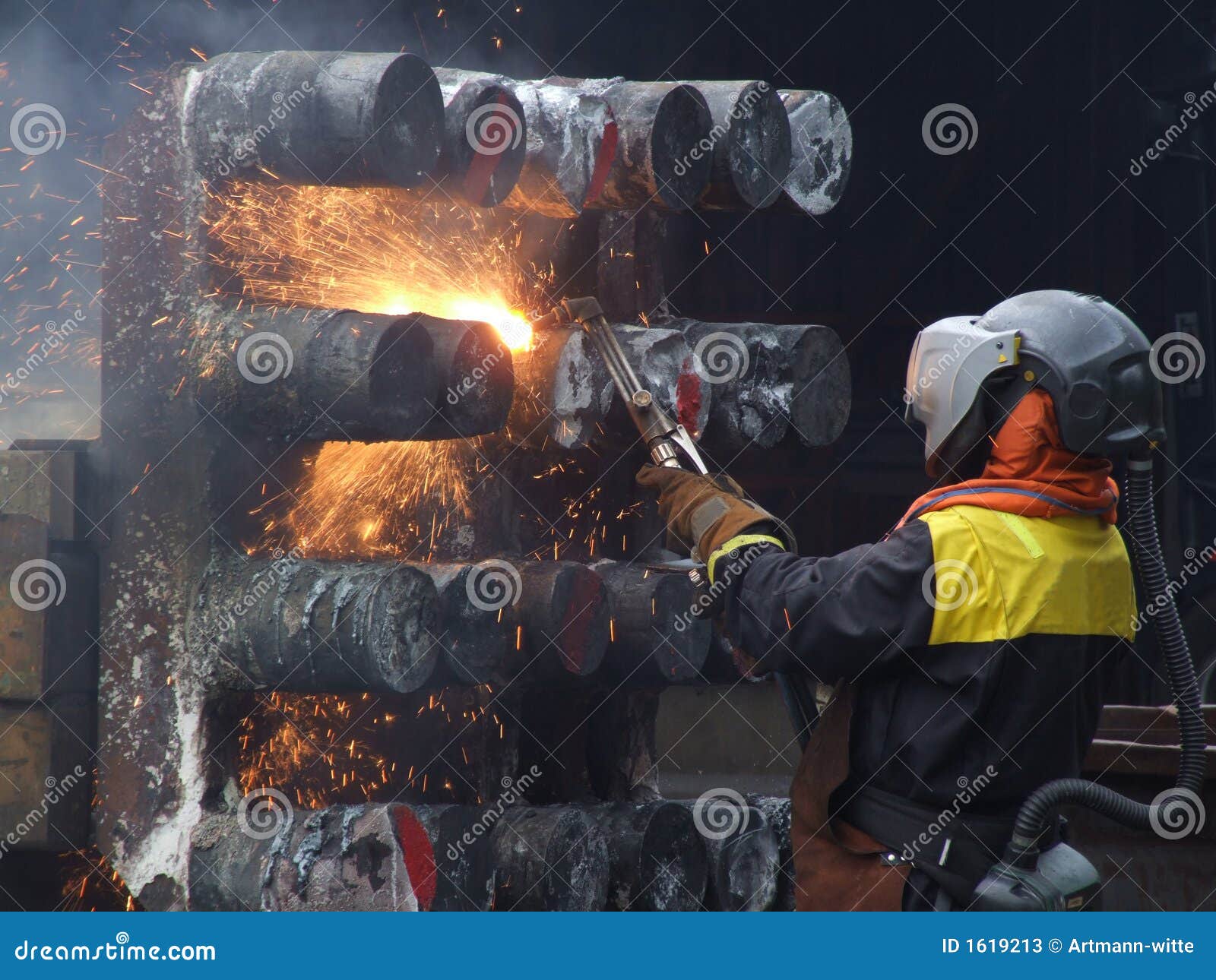 Worker on a shipyard stock image. Image of hard, fire - 1619213