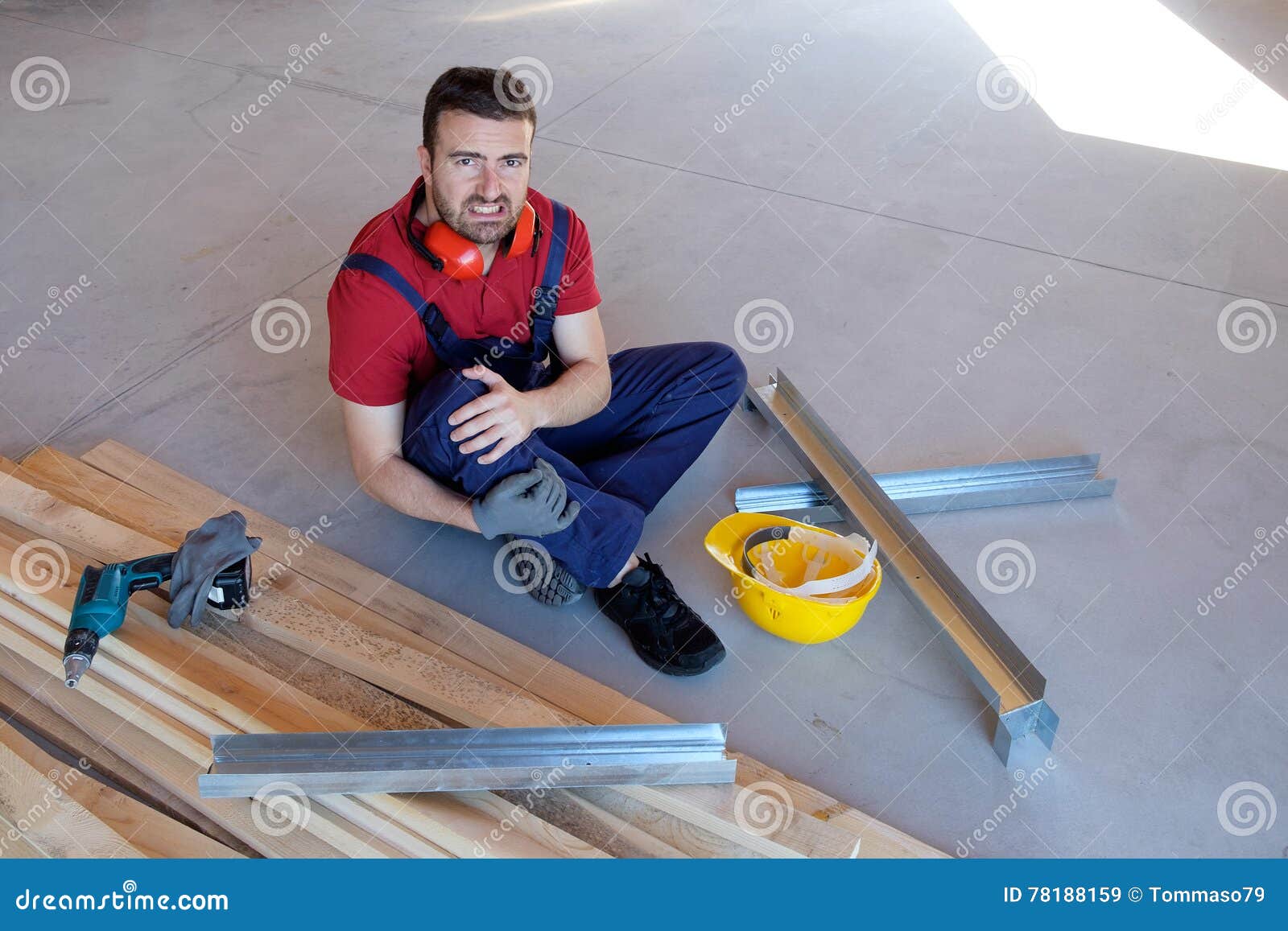Worker Suffering Job Injury Stock Image - Image of caution, body: 78188159