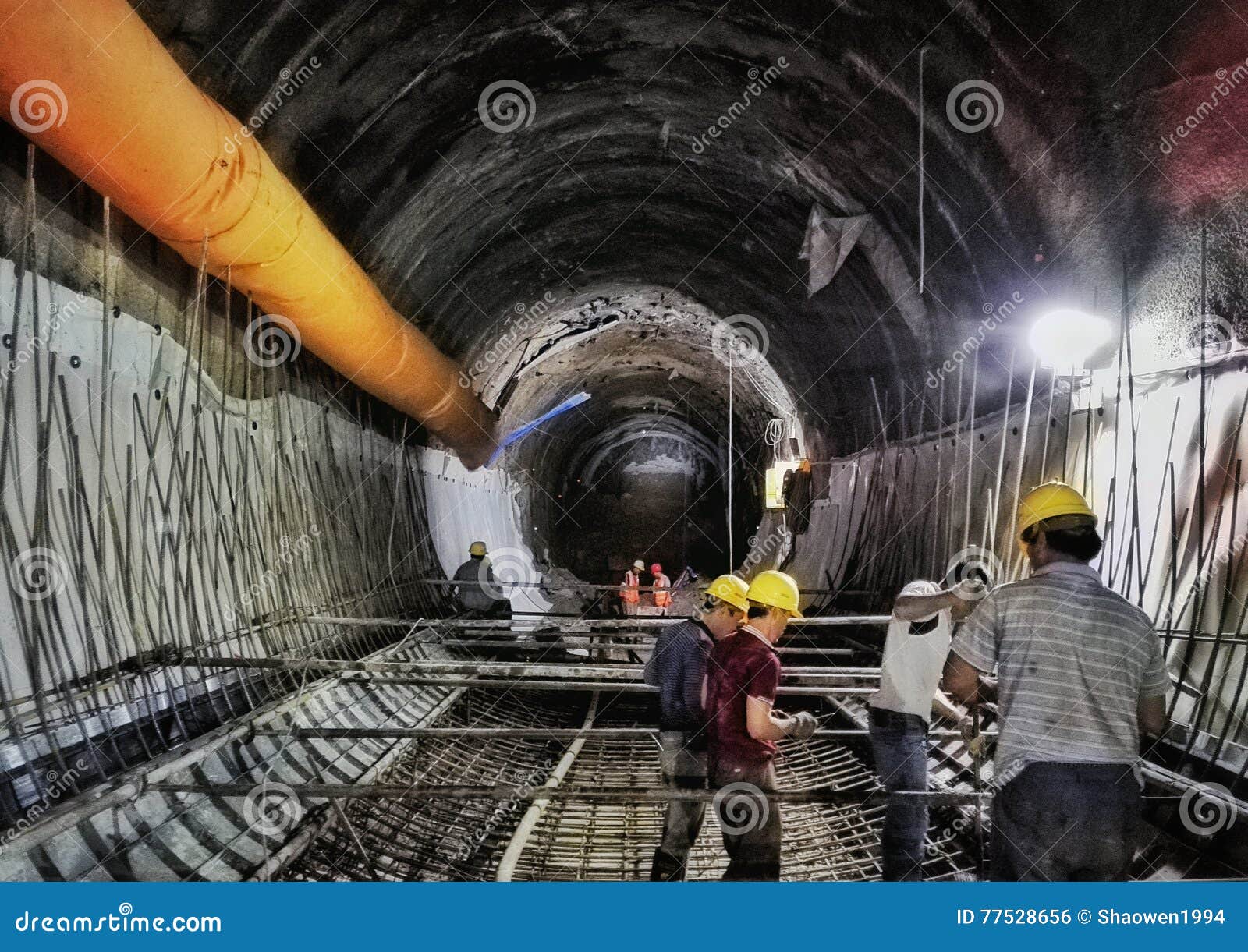 Worker in Tunnel Construction Site 2 Editorial Photo - Image of ...