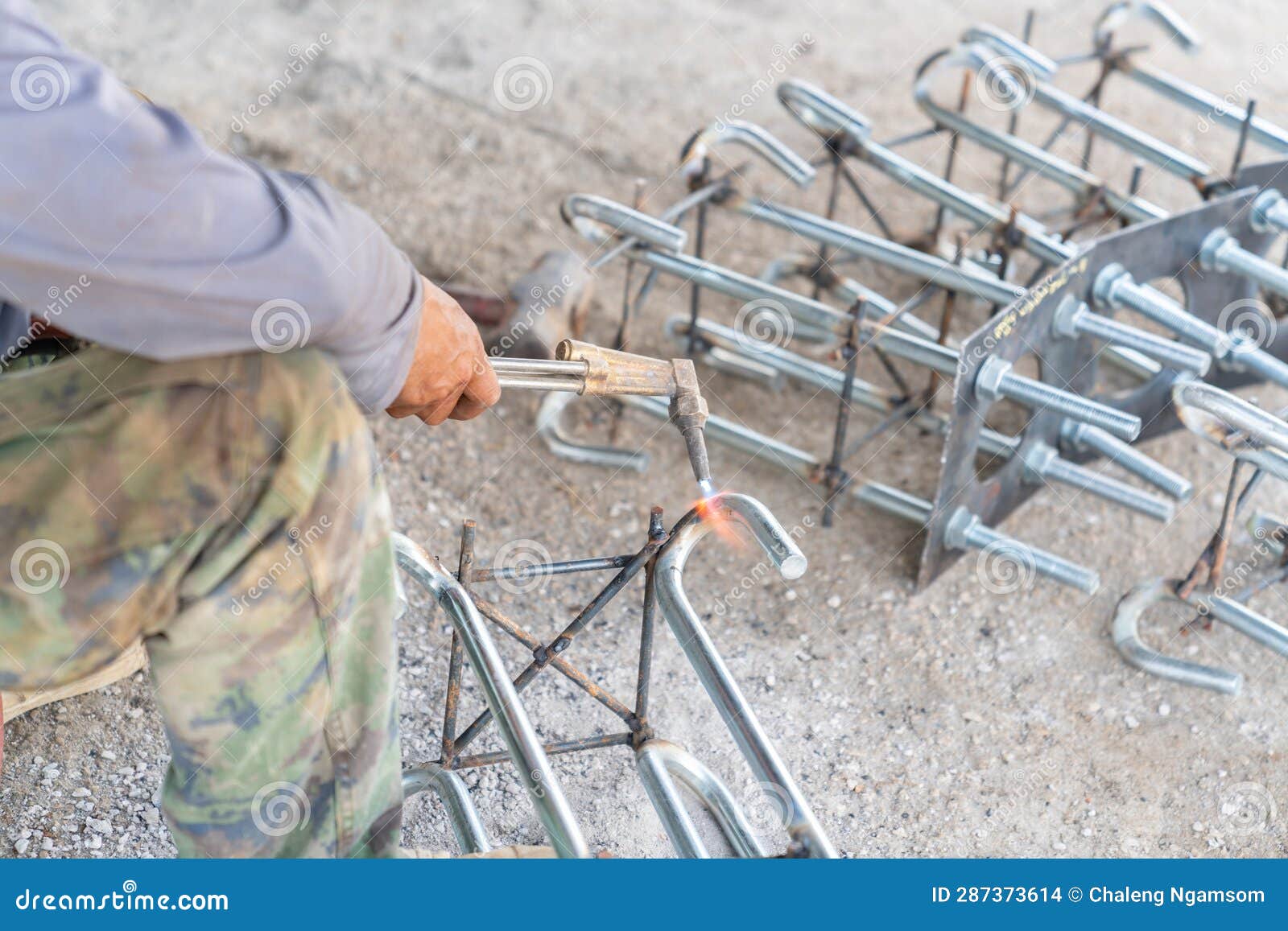 Worker Use Gas Fire Make Iron Rod Bending for Foundation Stock Photo ...