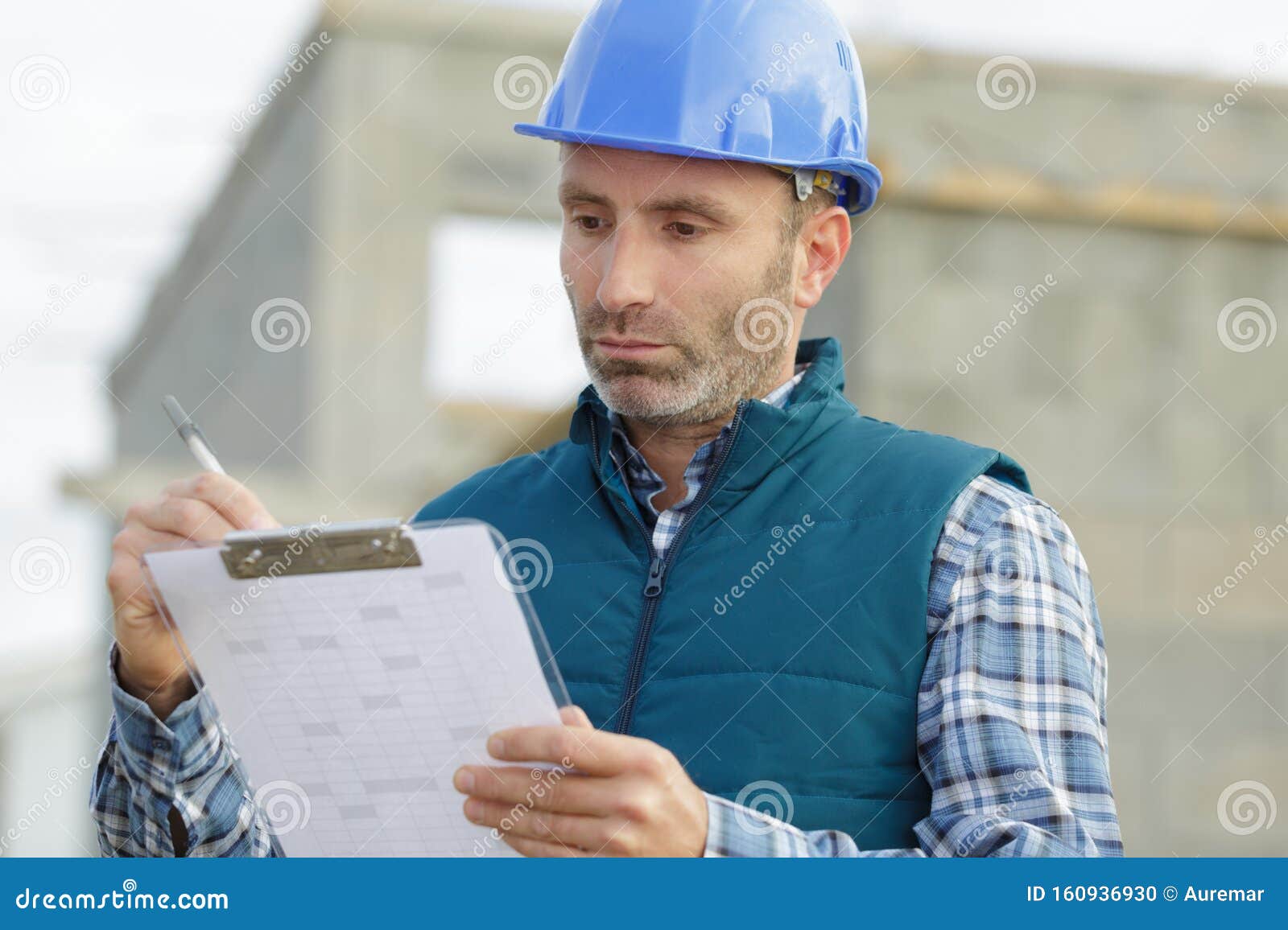 Worker using clipboard stock photo. Image of supervisor - 160936930