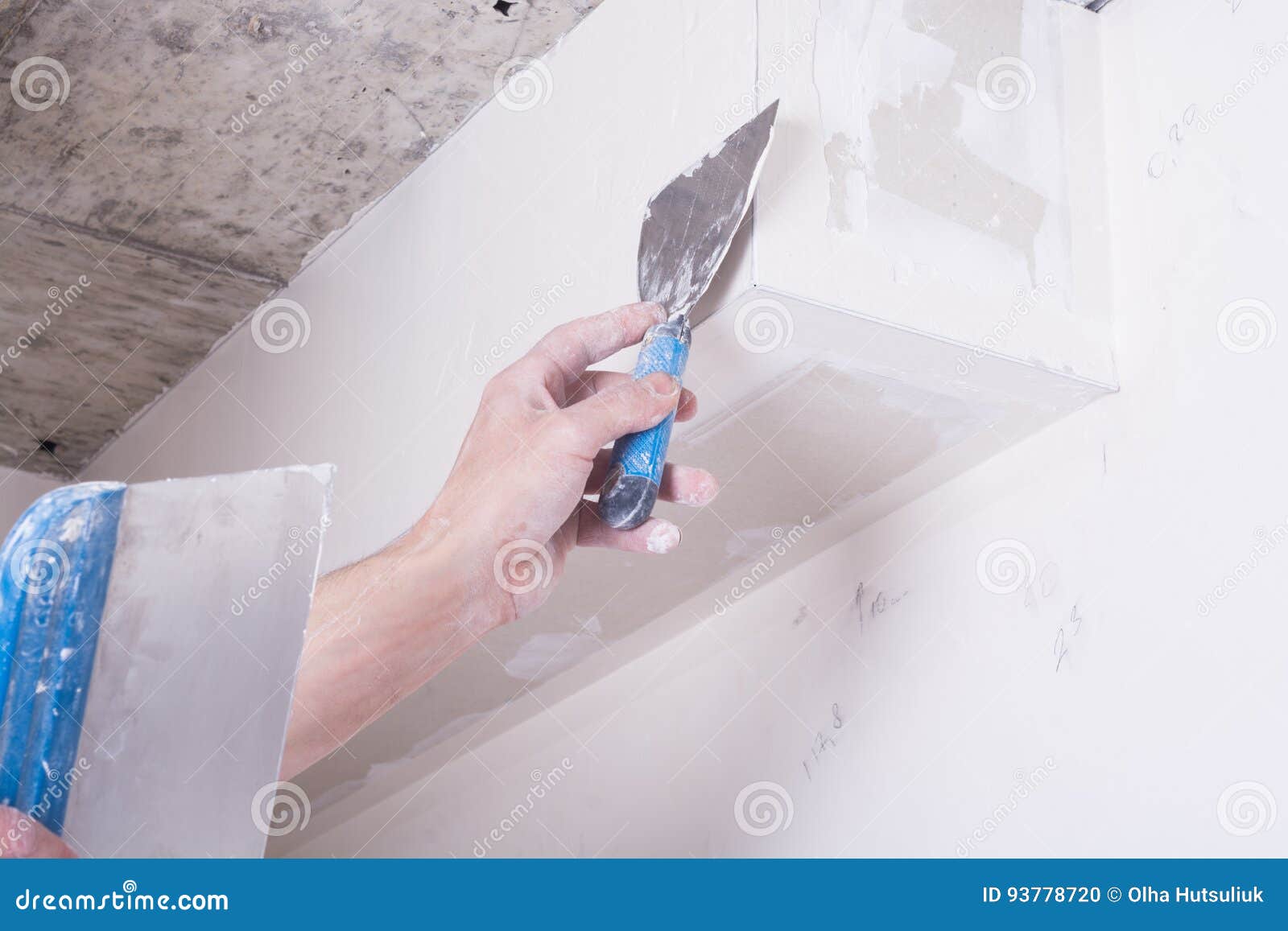 Worker Using Gypsum Plaster Stock Photo - Image of handyman, ceiling ...