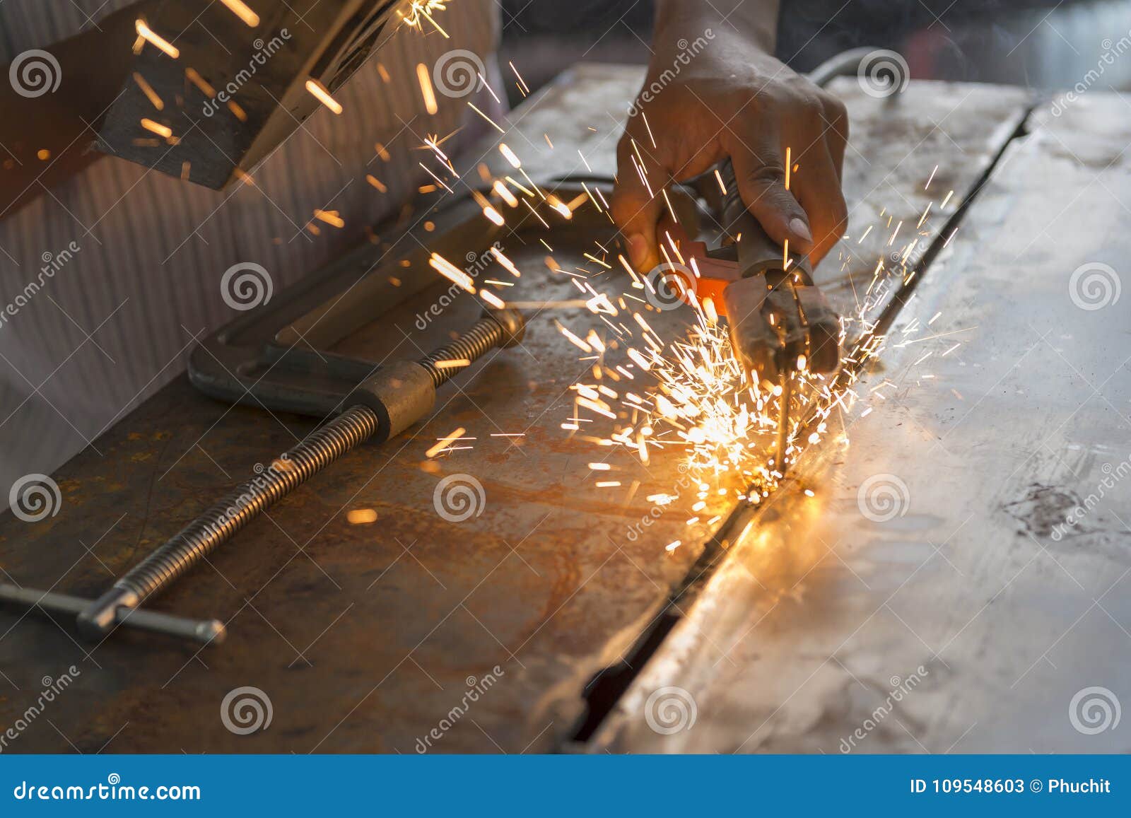 The Worker Welding the Metal Plate Stock Image - Image of factory ...