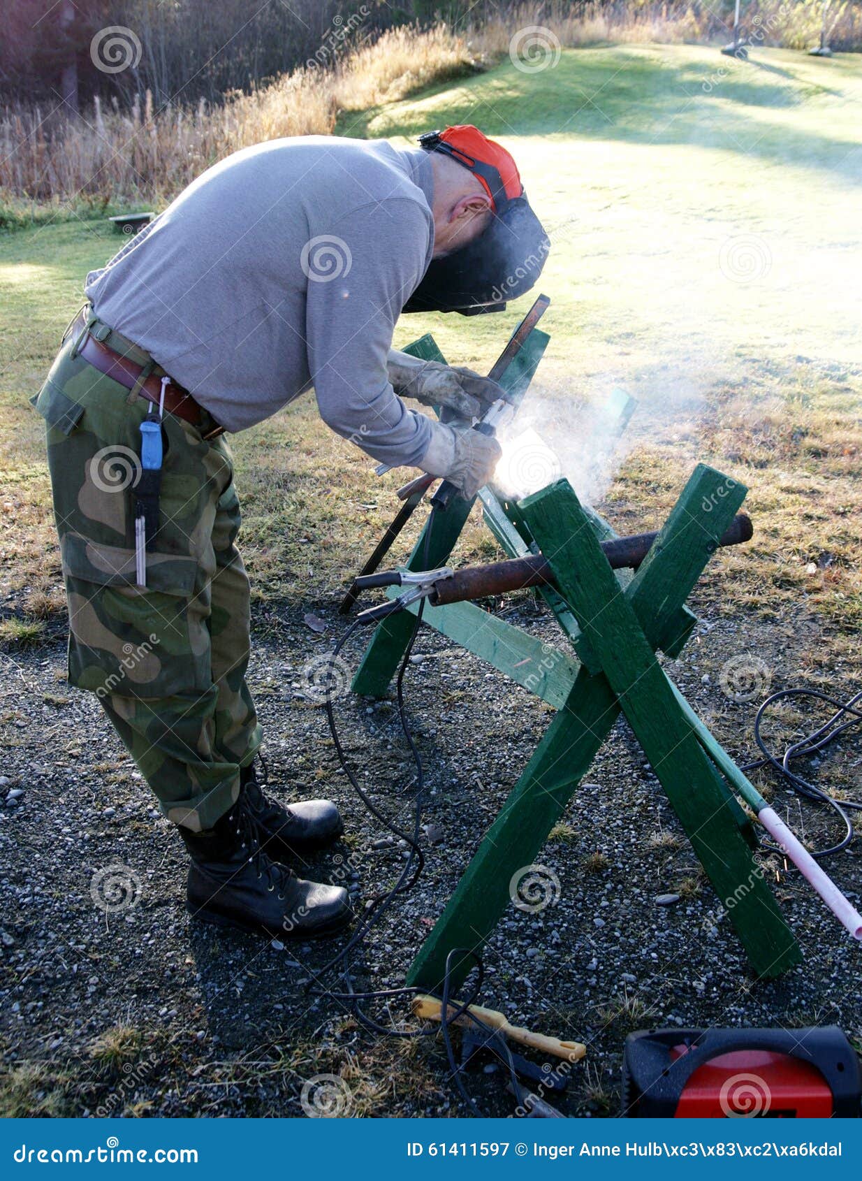 Worker welding steel stock image. Image of heat, metal - 61411597