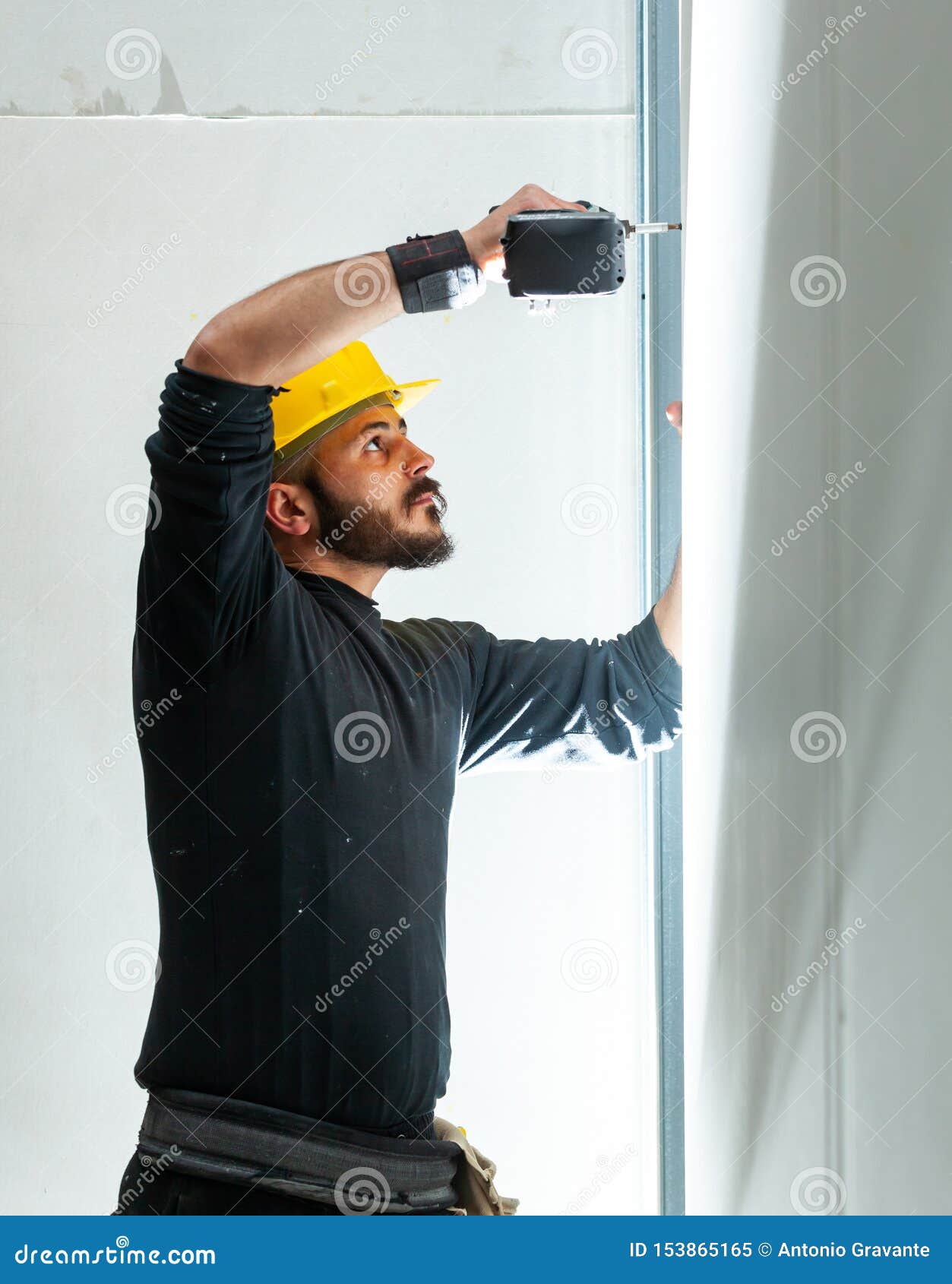 Worker Builds a Plasterboard Wall Stock Image - Image of helmet, sector ...