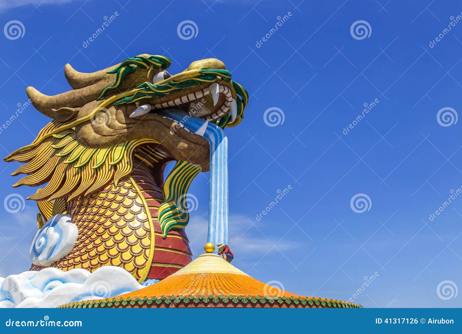Worker Working on Roof Chinese Temple Stock Photo - Image of chinese ...