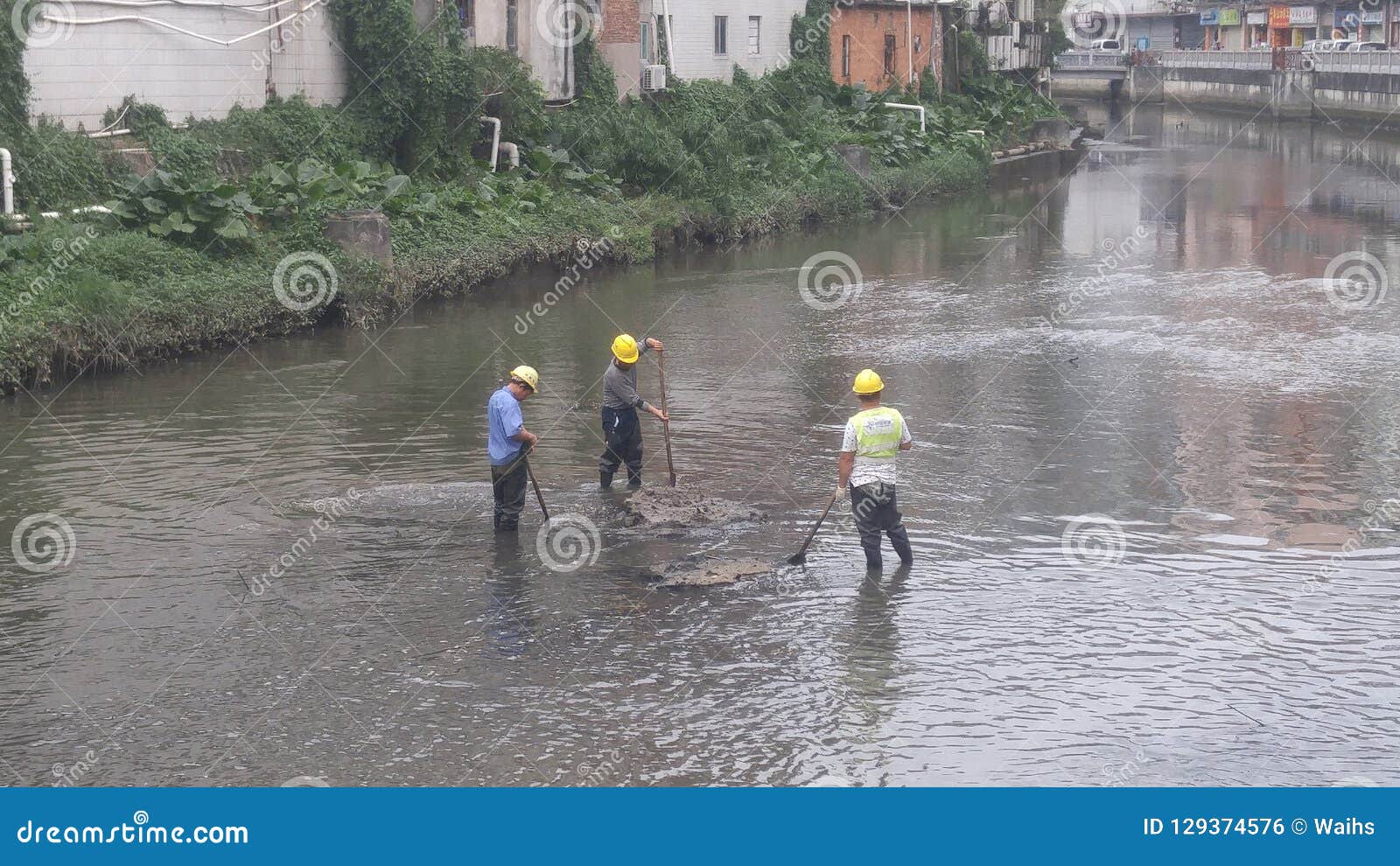 Workers Clean Up Silt in Xixiang River in Shenzhen, China Editorial ...