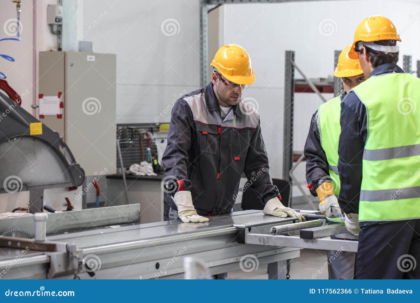 Workers at CNC Machine Shop Stock Photo - Image of shop, uniform: 117562366