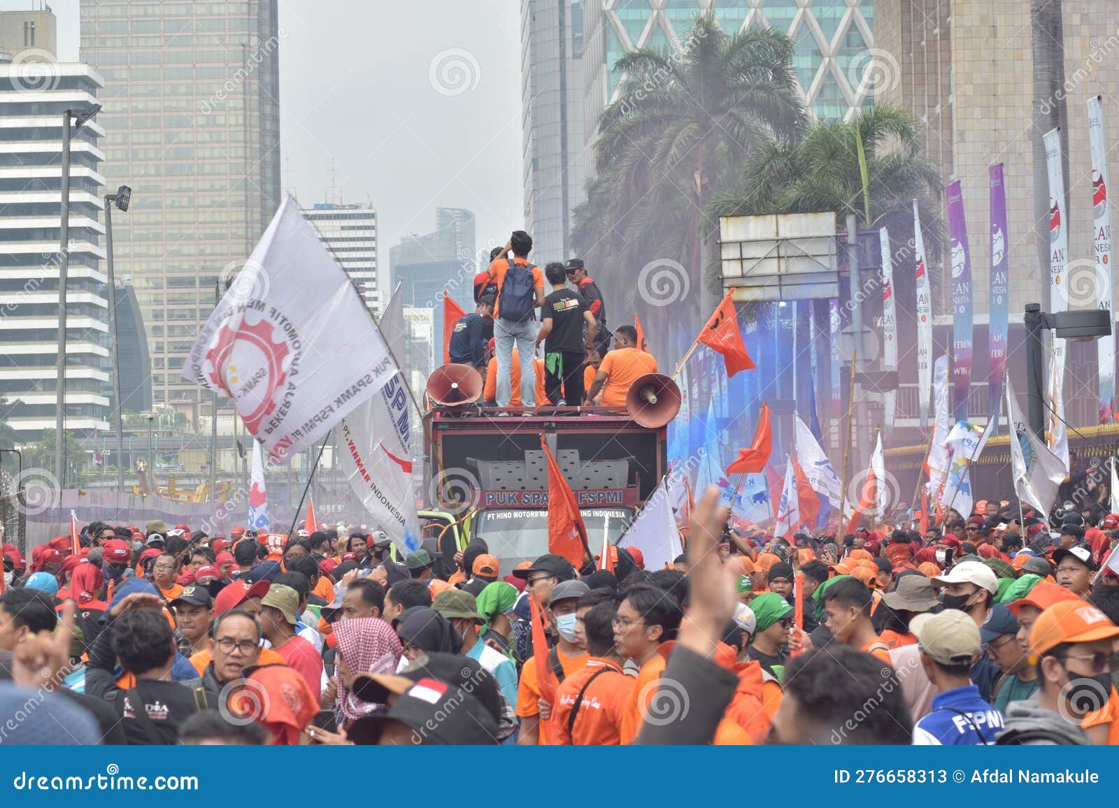 Workers Demonstration in Jakarta Editorial Stock Photo - Image of ...