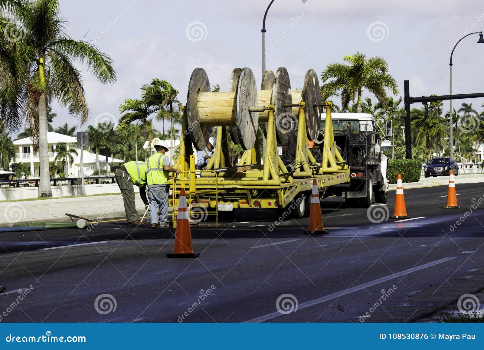 Workers Doing Street Work on Hollywood Beach Editorial Photo - Image of ...