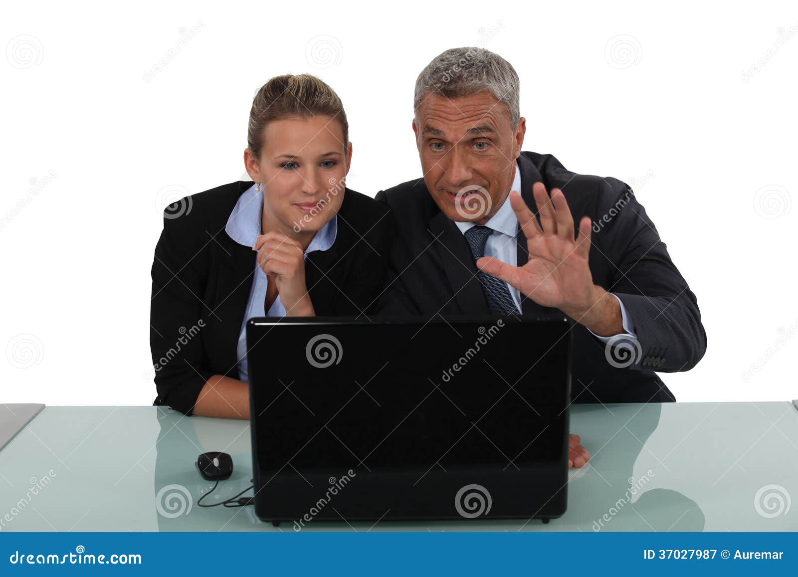 Workers in Front of Computer Stock Image - Image of front, mature: 37027987