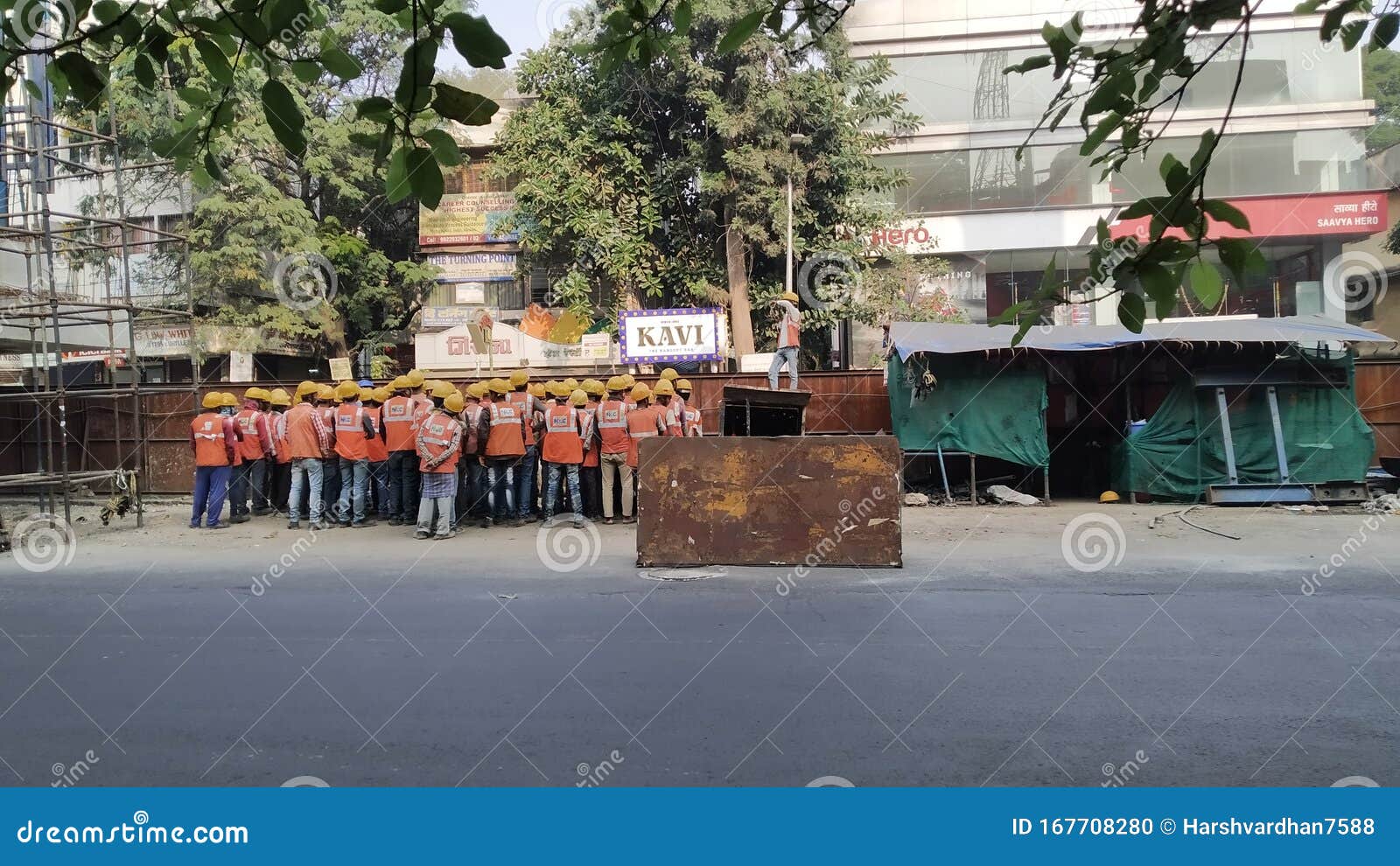 Workers Gathering is Makes Me Feel that There is Something Beautiful is ...