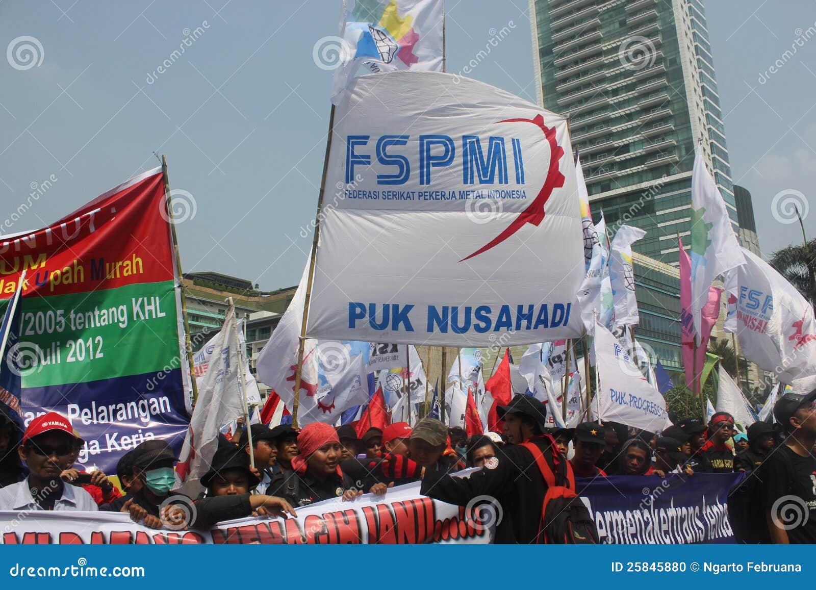 Workers Held Demonstration in Jakarta Editorial Image - Image of ...