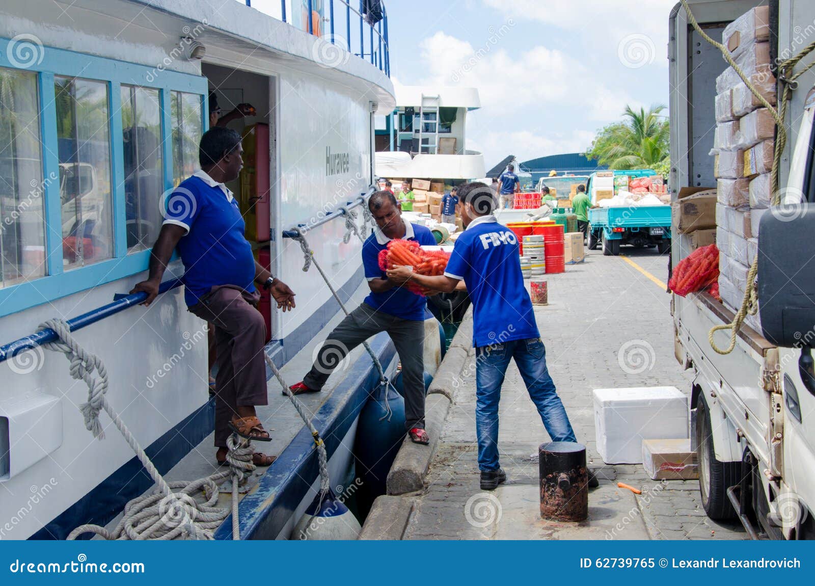 Workers Loading Goods in Supply Boat Editorial Image - Image of boat ...