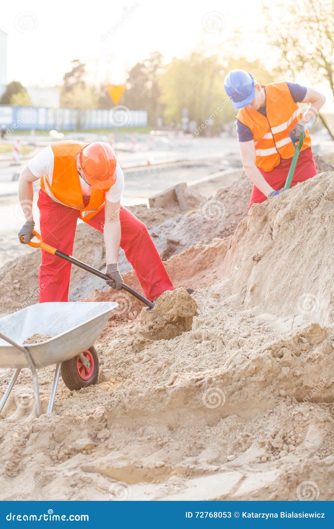 Workers loading the sand stock image. Image of orange - 72768053