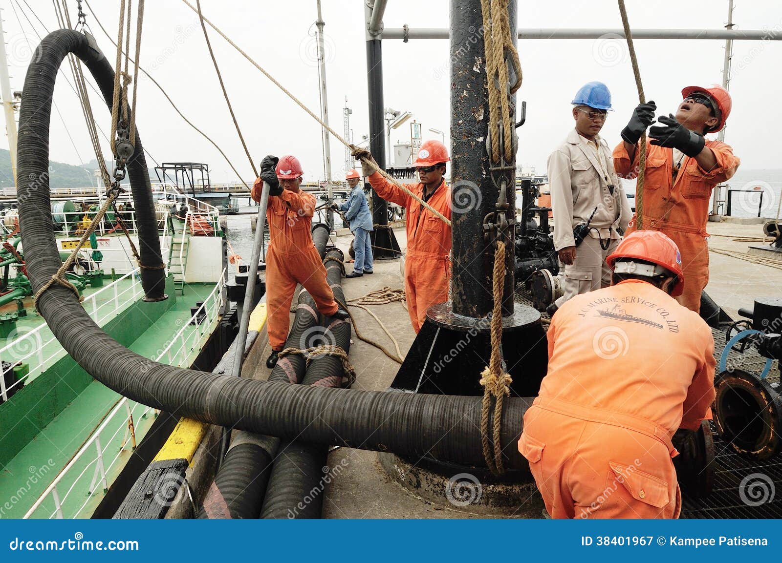 Workers Preparing for Loading Crude Oil Editorial Photography - Image ...