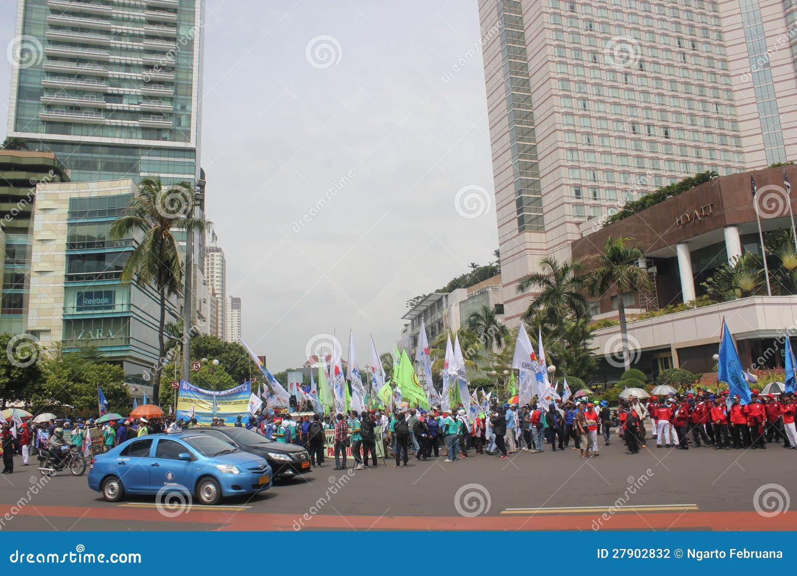 Workers Rally in Jakarta editorial photography. Image of protester ...