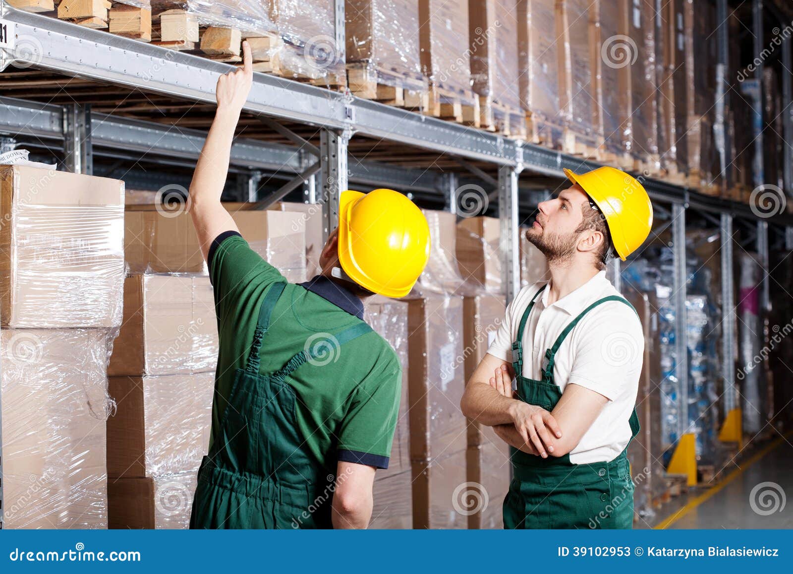 Workers in warehouse stock image. Image of industrial - 39102953