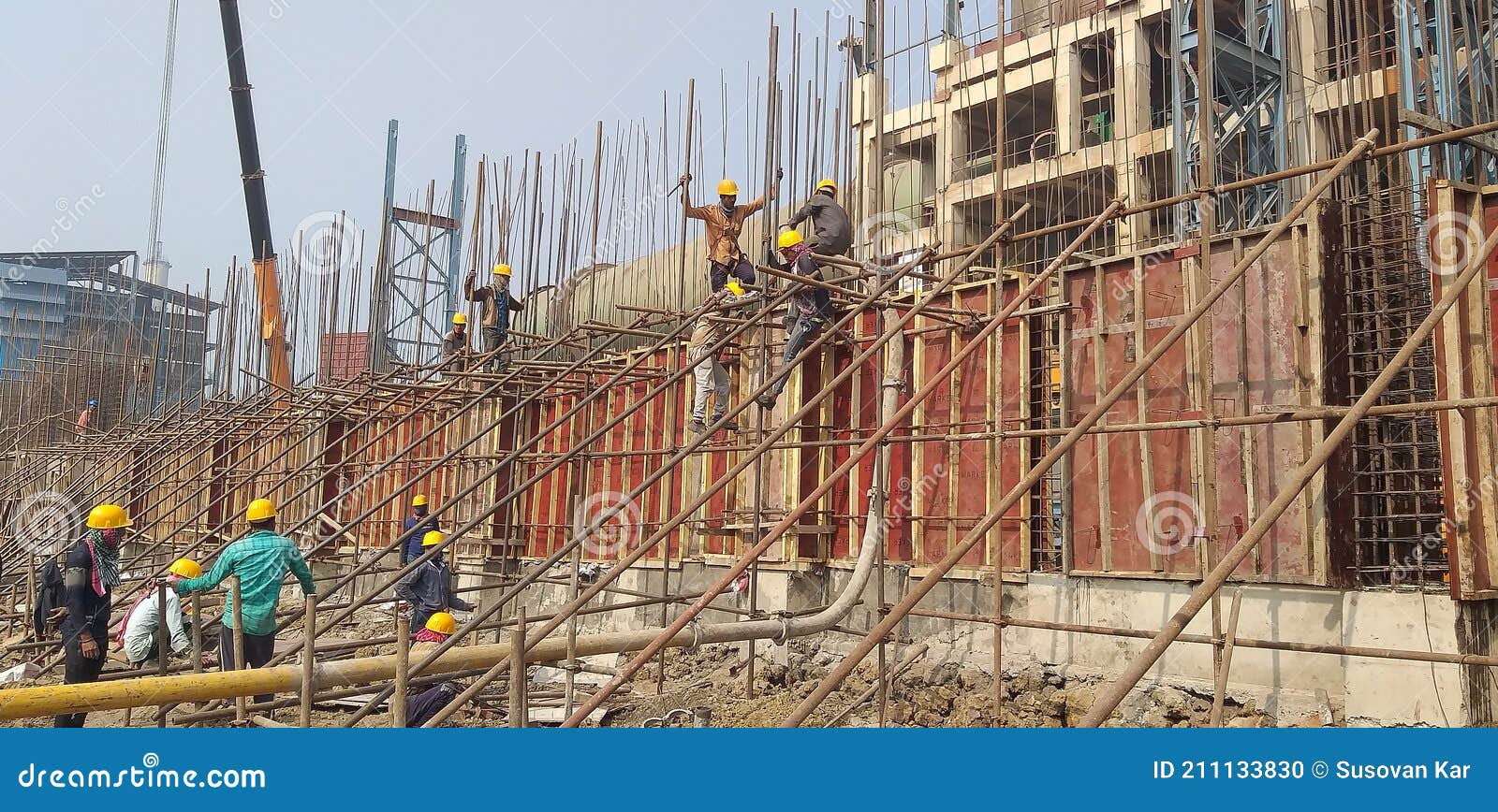 451 Concrete Casting Wall Stock Photos - Free & Royalty-Free Stock ...