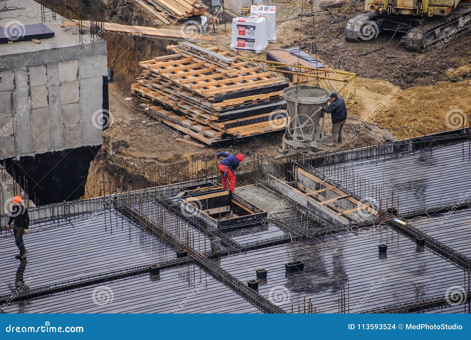 Workers Working at a Construction Site Editorial Stock Image - Image of ...