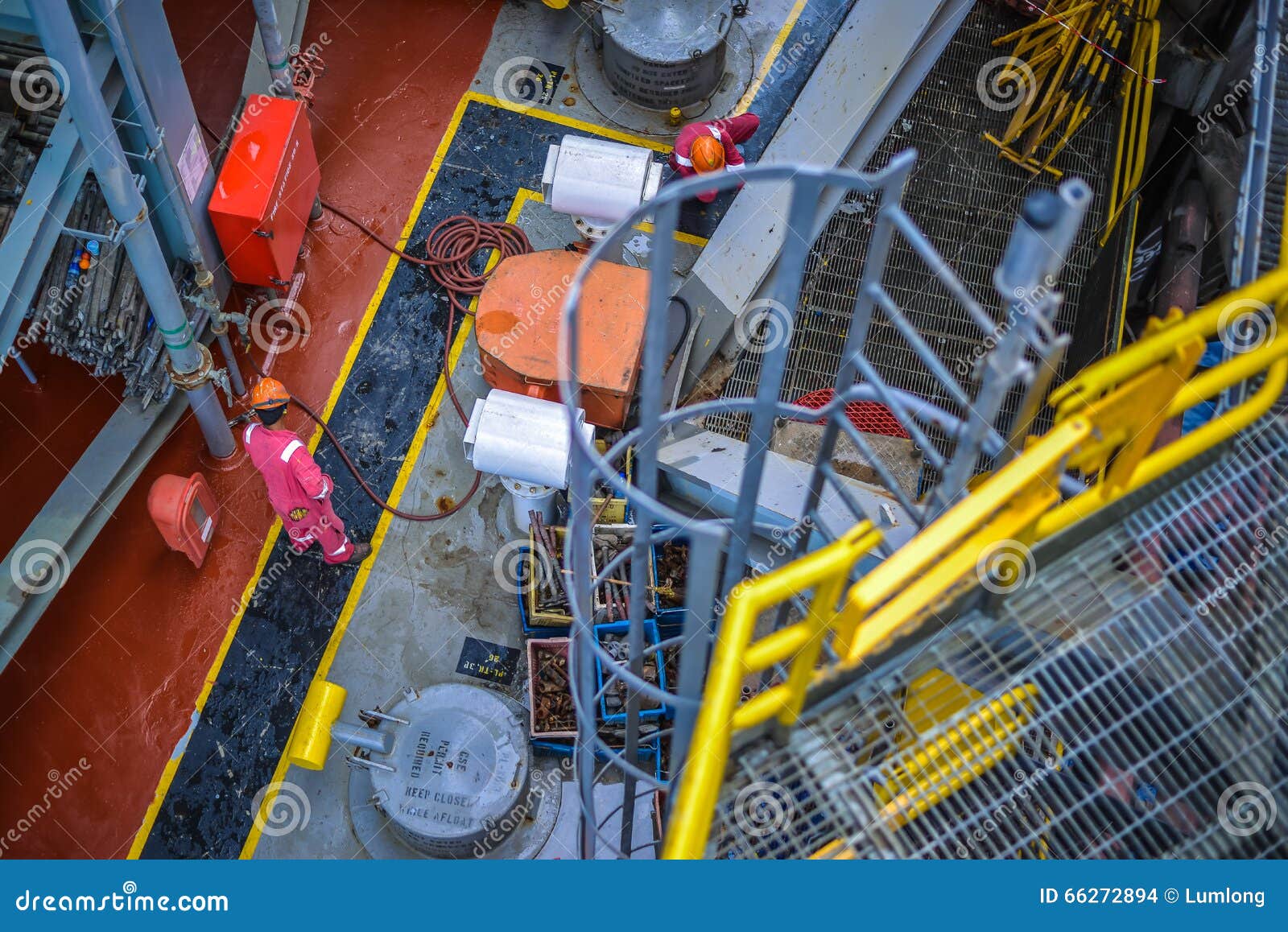 Workers are Working at the Jack Up Oil Rig Main Deck Stock Photo ...