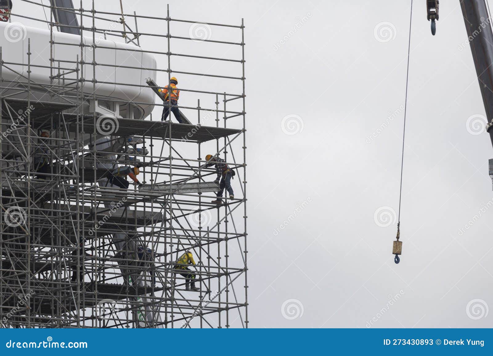 Workers Working on Scaffolding of Building Editorial Stock Photo ...