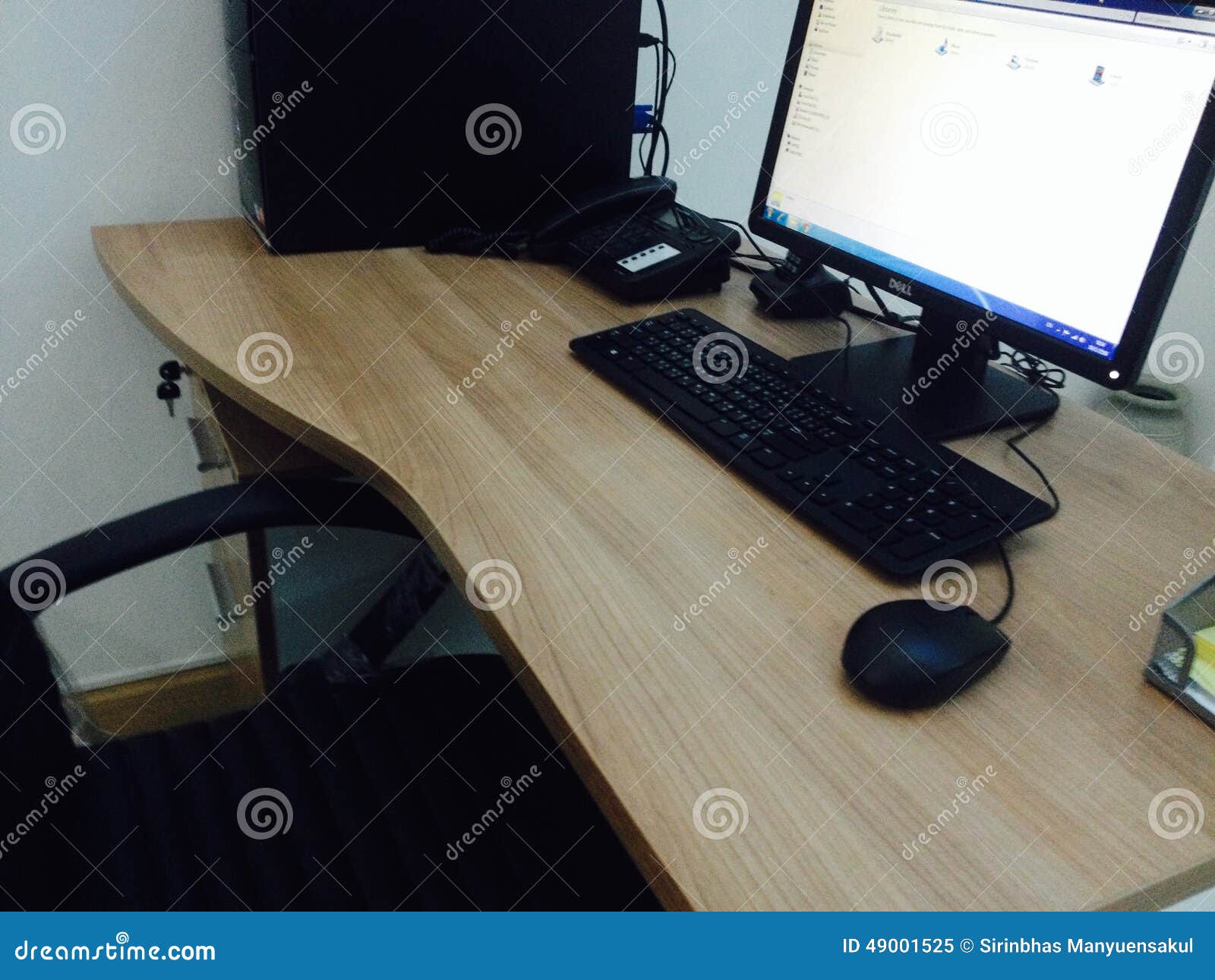 Working Desk editorial image. Image of work, area, space - 49001525