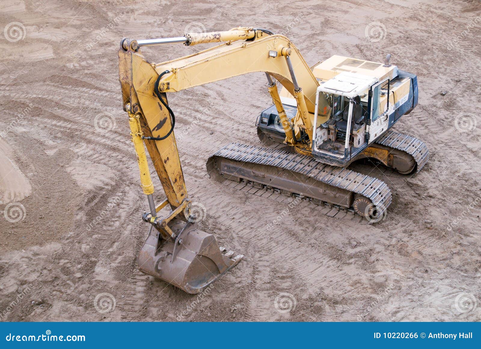 Working Excavator from Above Stock Photo - Image of vehicle, tracked ...