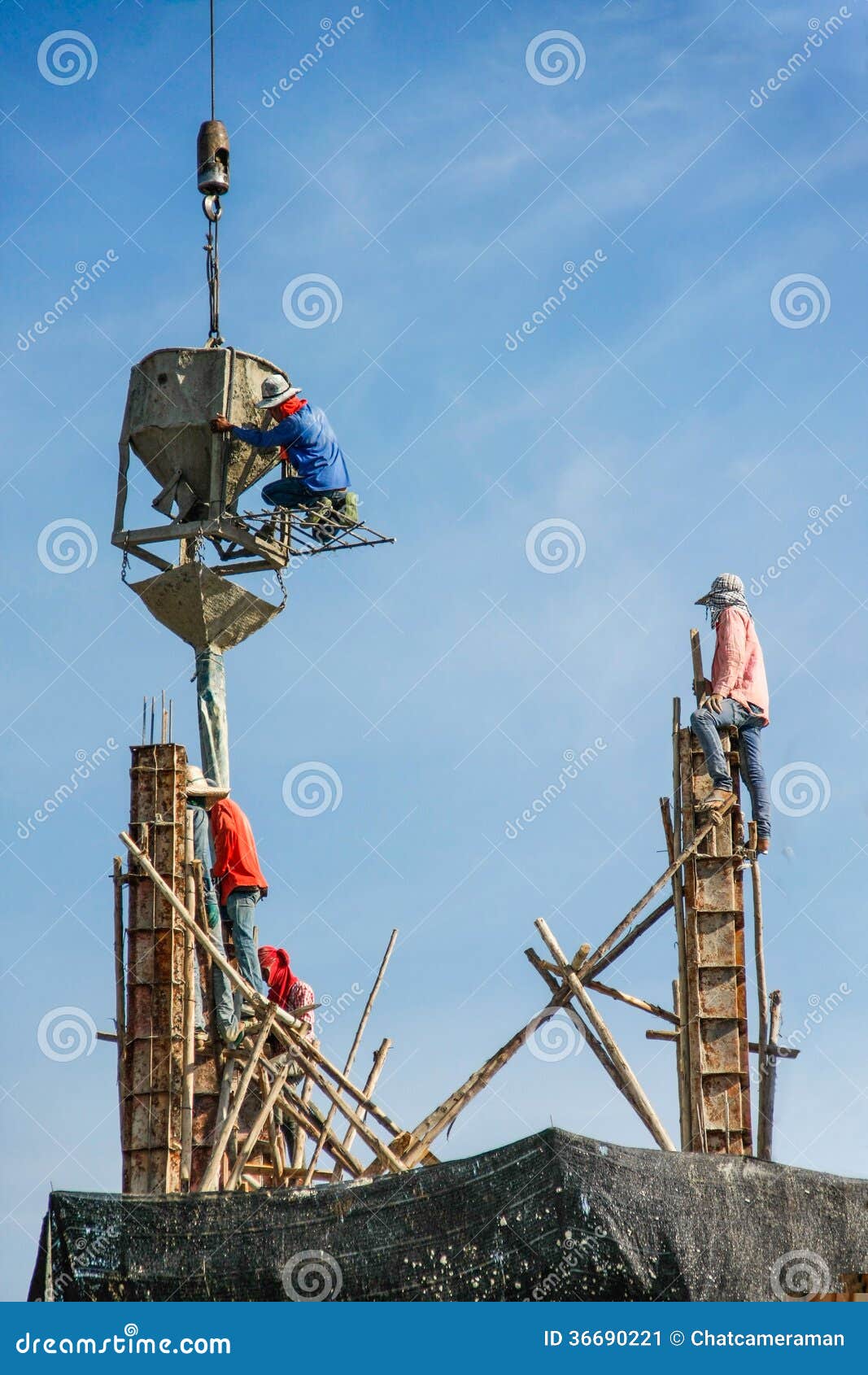 Working on foundation pile stock image. Image of concrete - 36690221