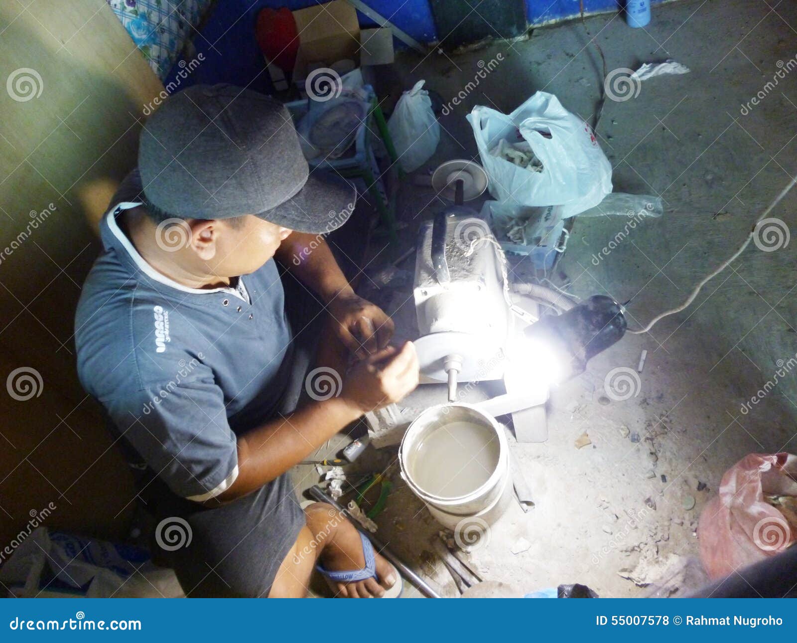 Working at gems workshop editorial stock photo. Image of earring - 55007578