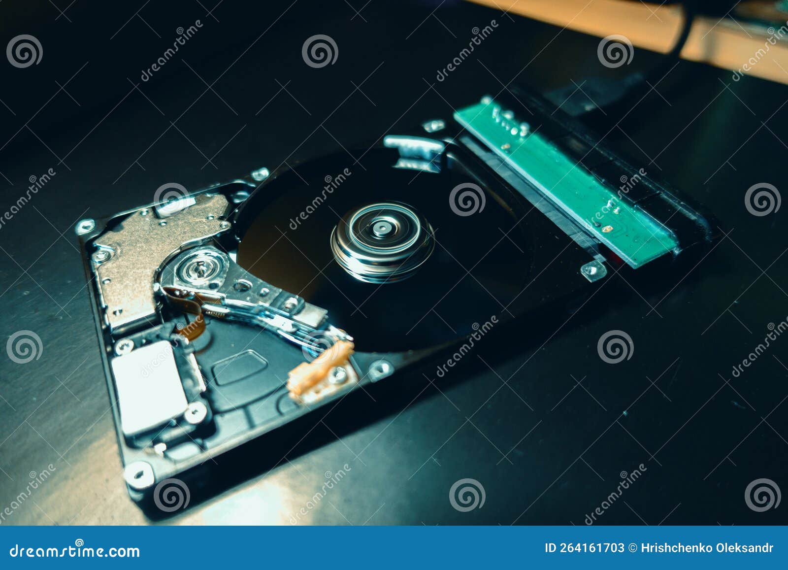 Working Hard Drive Inside View. Reading Head HDD Stock Image - Image of ...