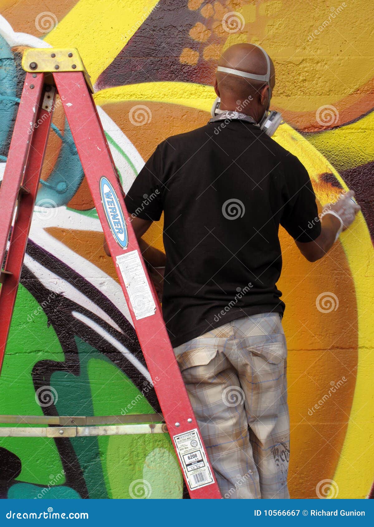 Working Hard To Finish the Mural Editorial Photography - Image of ...