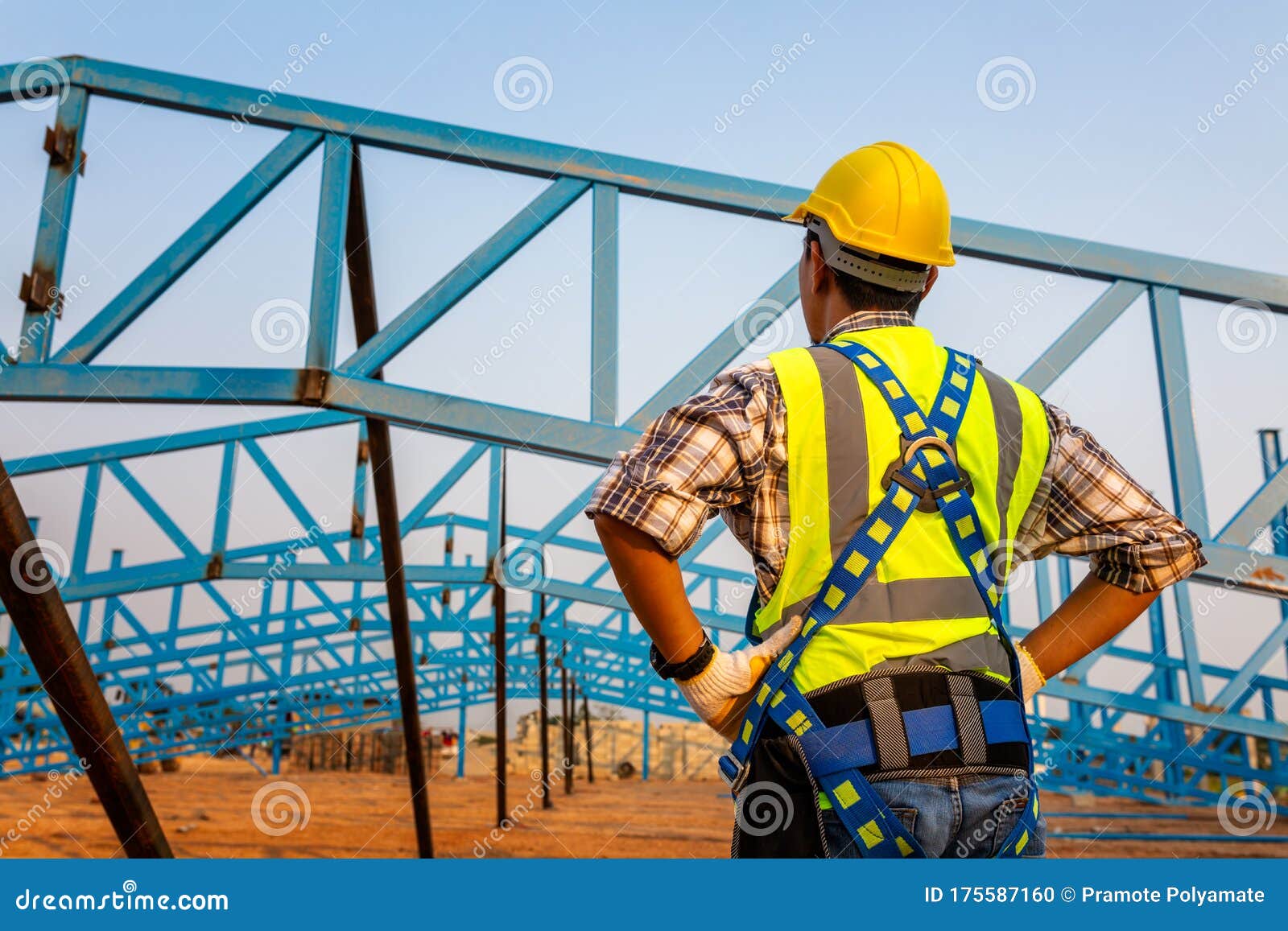 [safety Body Construction] Engineer Working In A Metal Roof Structure ...