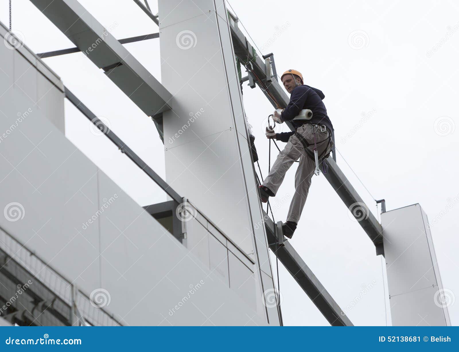 Working high danger editorial photo. Image of place, iron - 52138681