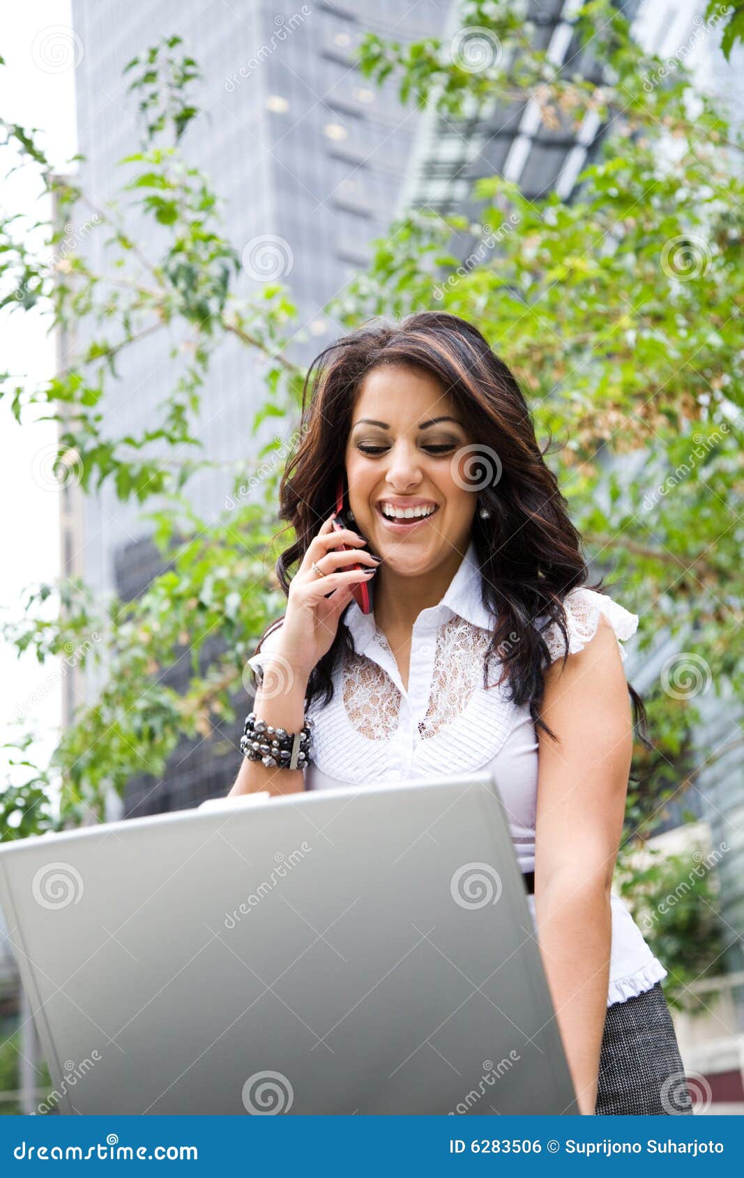 Working Hispanic Businesswoman Stock Photo - Image of businesswoman ...