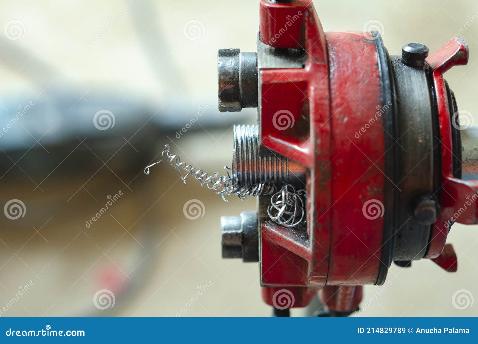 Working IMC Pipe Threading Hand Tool Was Made a Thread with the ...