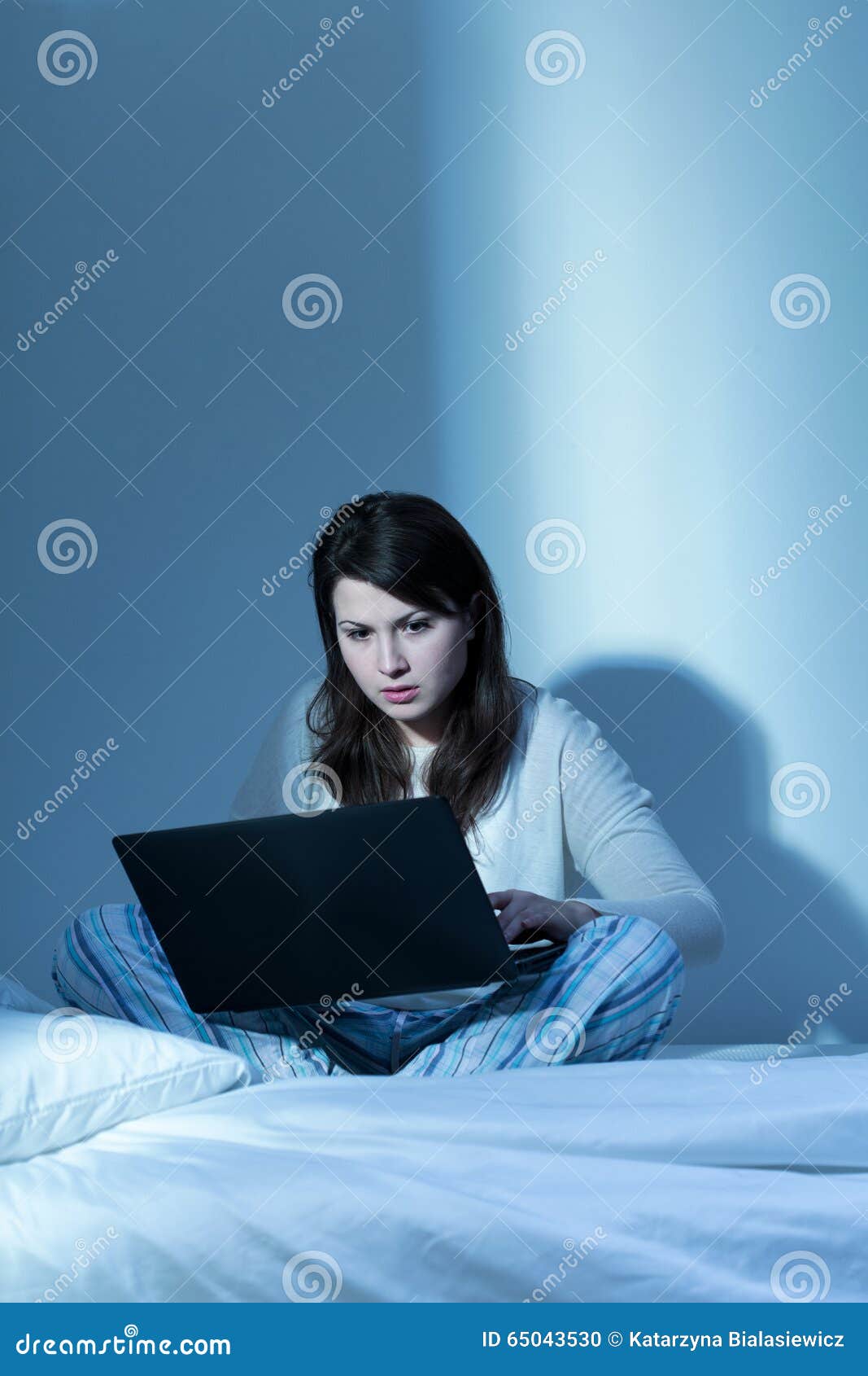 Working on laptop at night stock photo. Image of work - 65043530