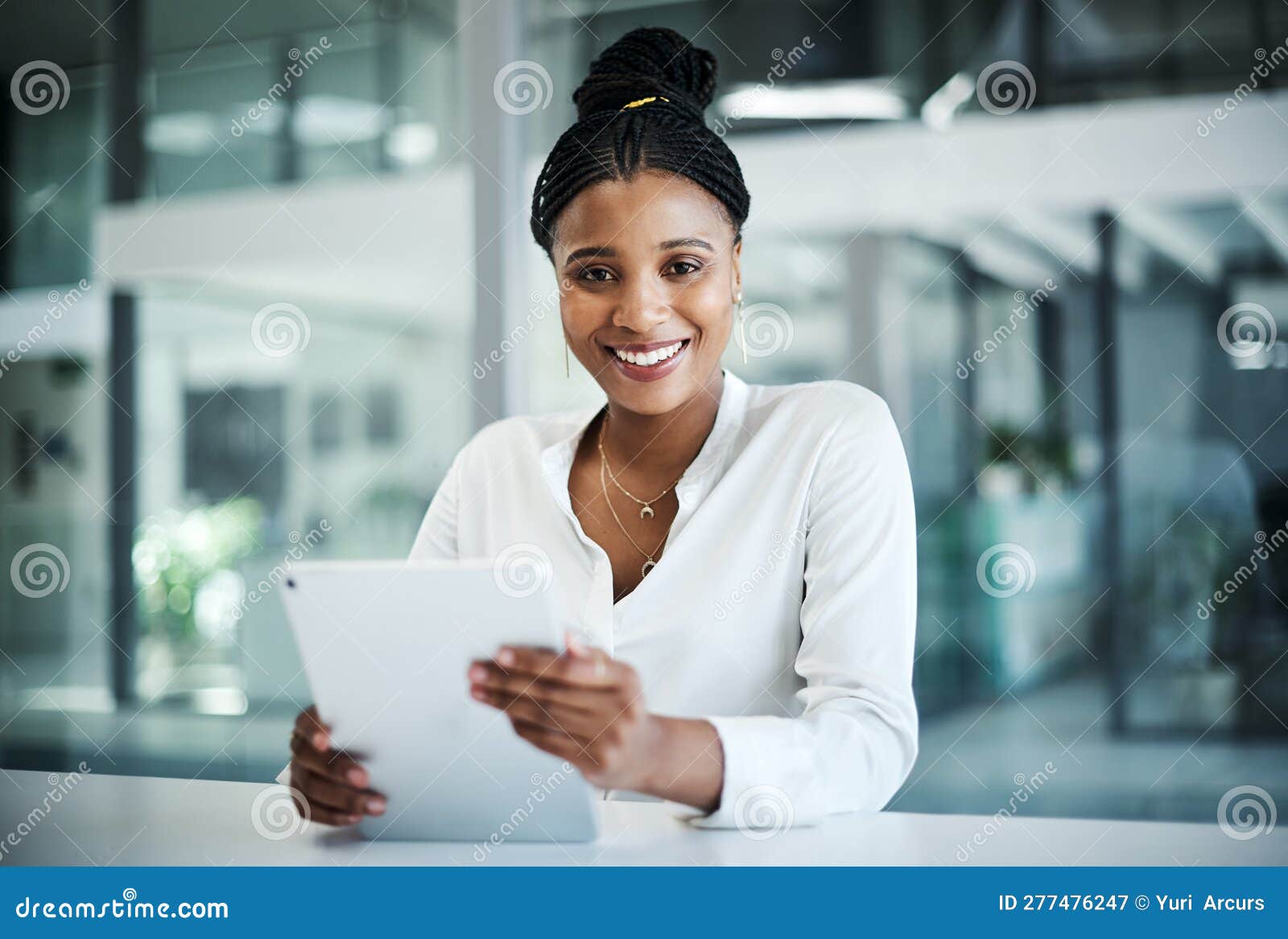 Working on that Magic that Keeps Customers Coming Back. an Attractive ...